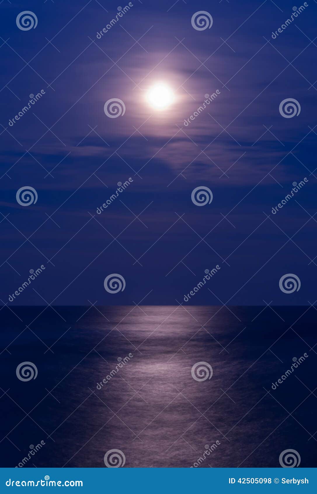 Full moon over the sea stock photo. Image of weather - 42505098