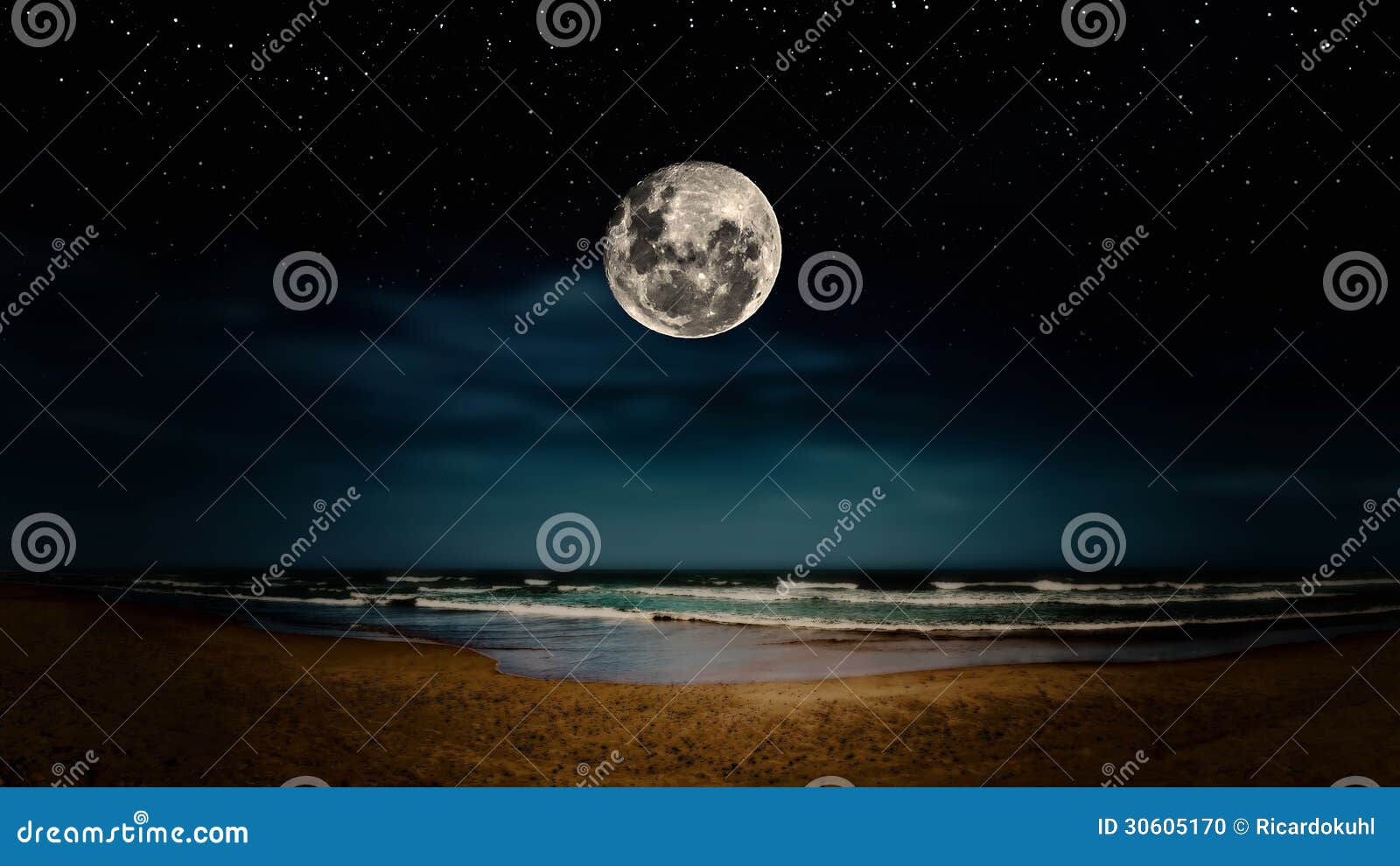 Full Moon Reflected on the Beach Stock Photo - Image of glowing, moon ...