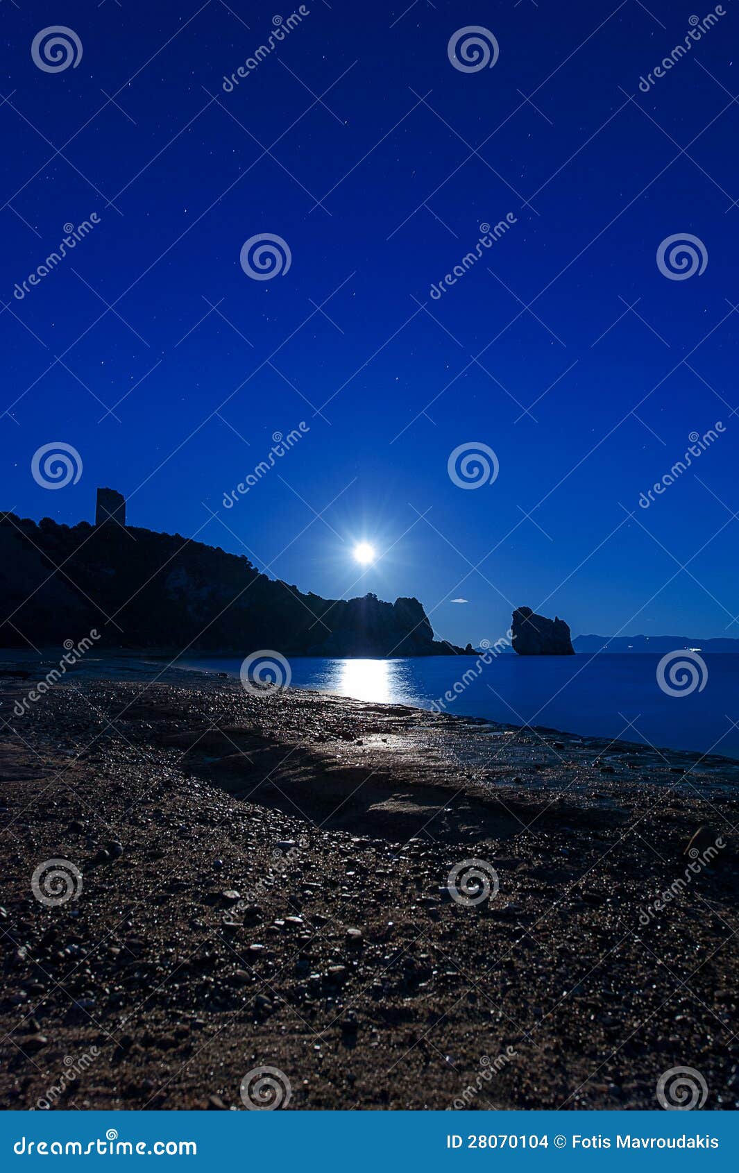 Full Moon Rise on a Rocky Beach Stock Photo - Image of rocks, greece ...