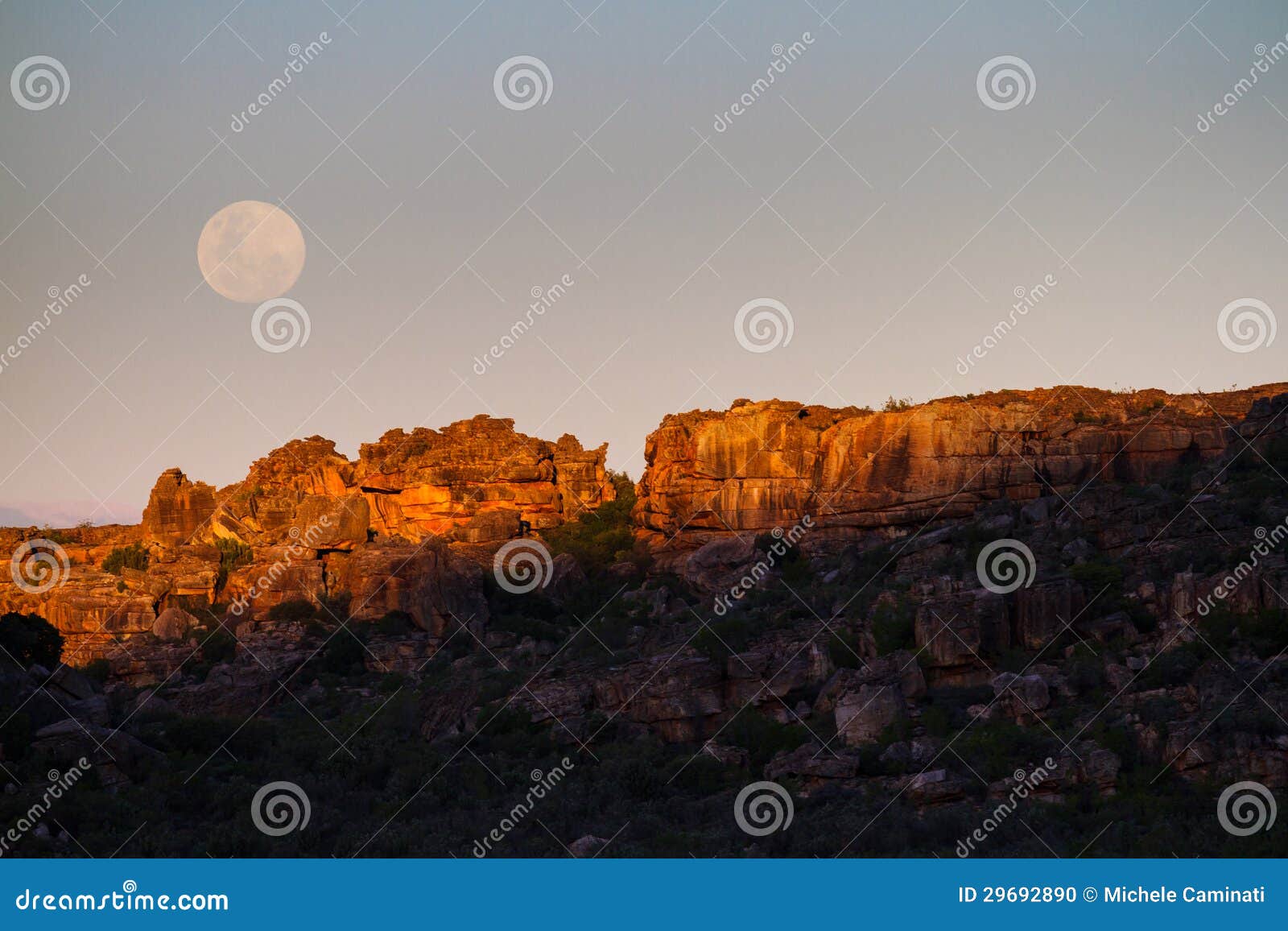 Full moon sunset stock photo. Image of luna, horizon - 29692890