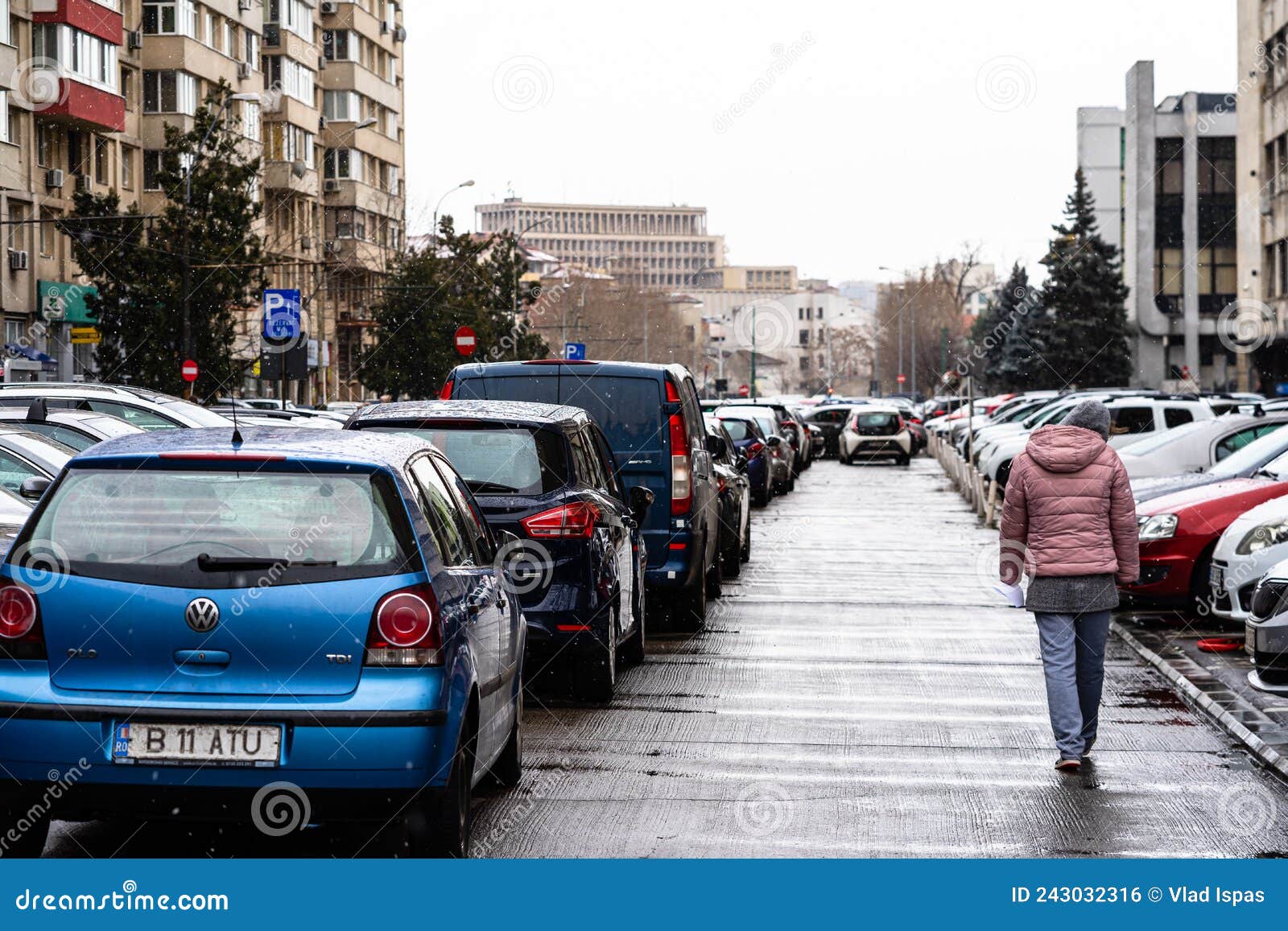 Full Parking Lot in Downtown Bucharest, Romania, 2022 Editorial Photo ...