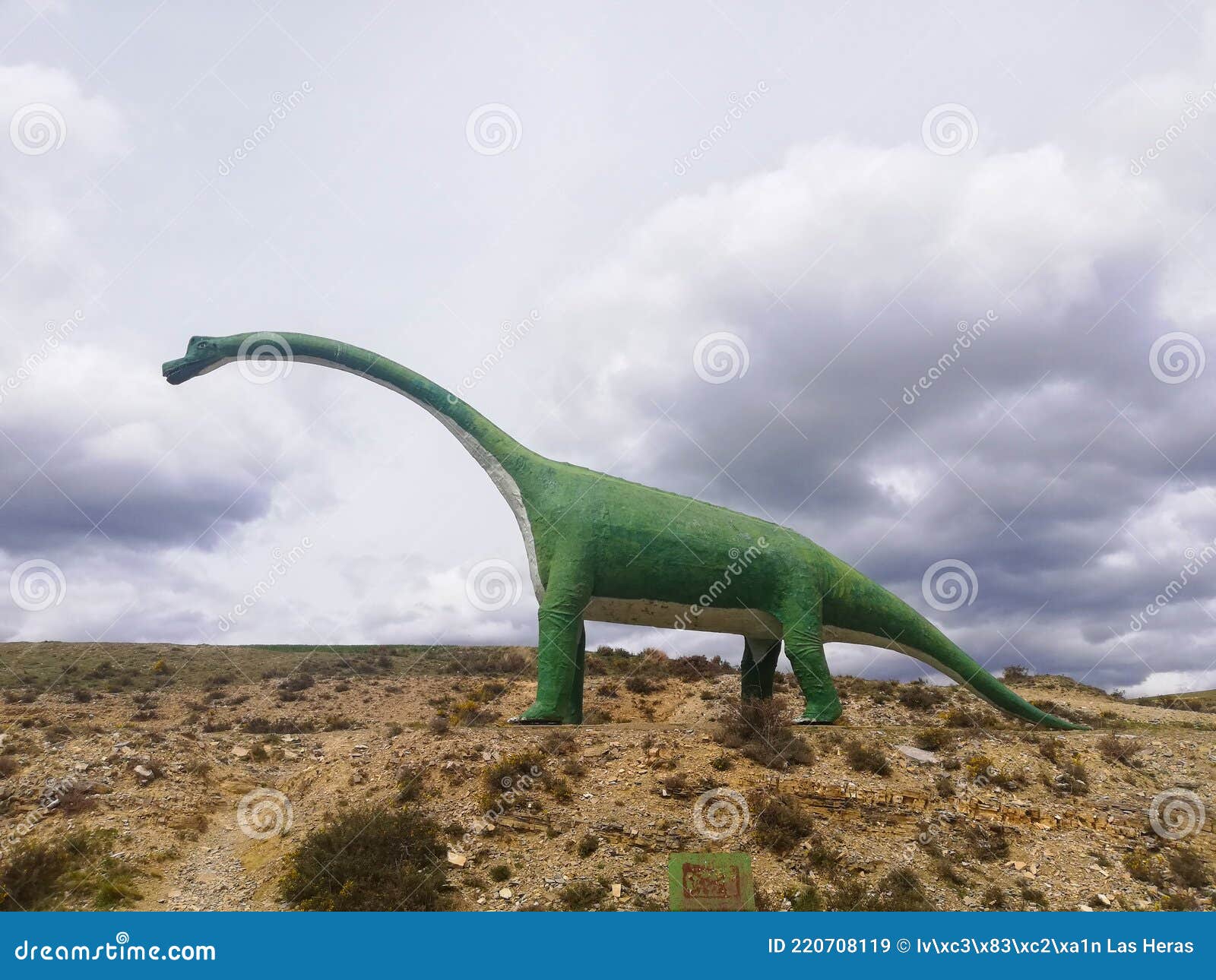 Full-size Statue Recreation of a Diplodocus Dinosaur Editorial Stock ...