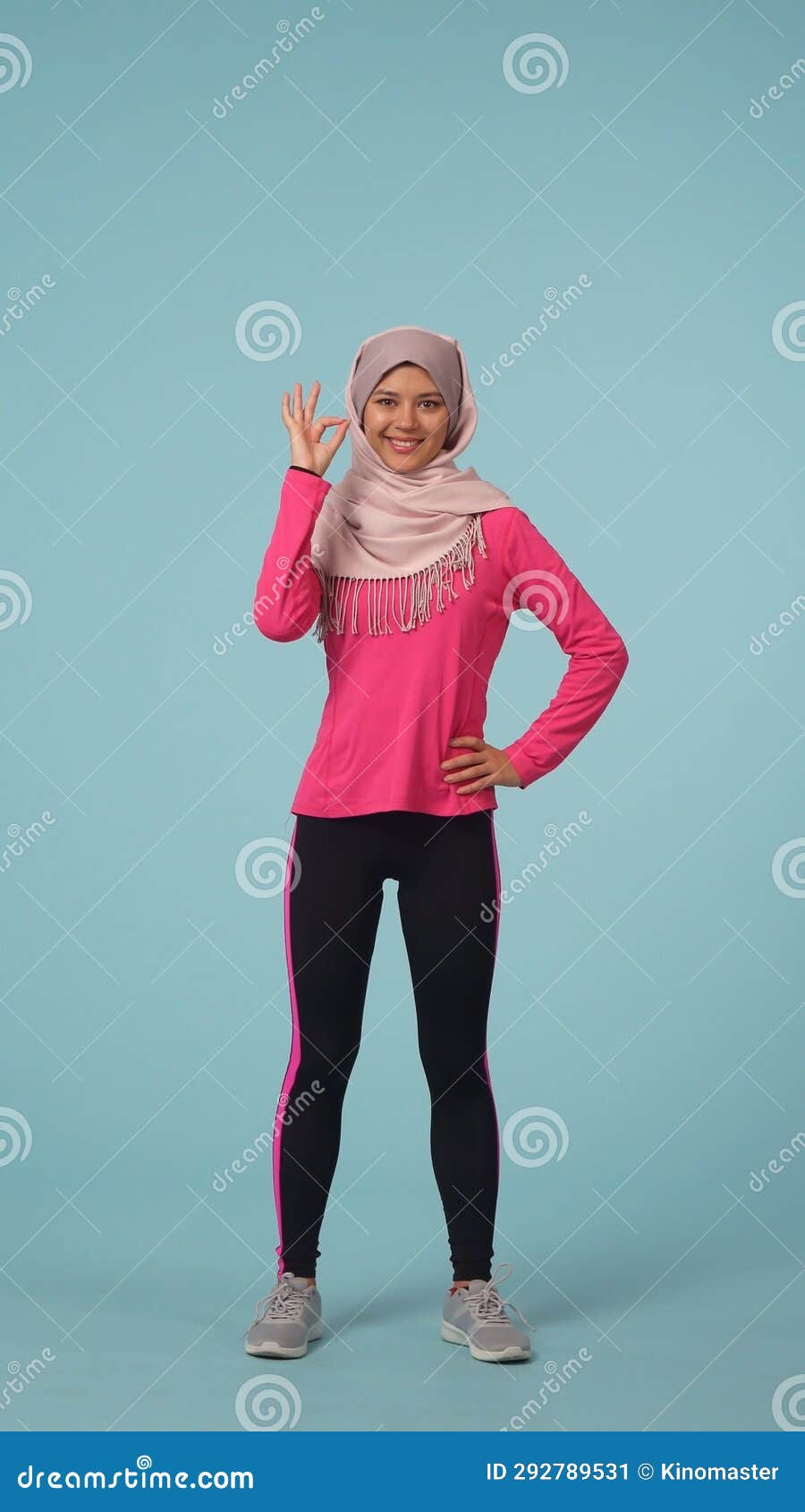 Full-sized Isolated Photo Capturing an Attractive Young Woman Wearing a ... Full-sized Isolated Photo Capturing an Attractive Young Woman Wearing a ...