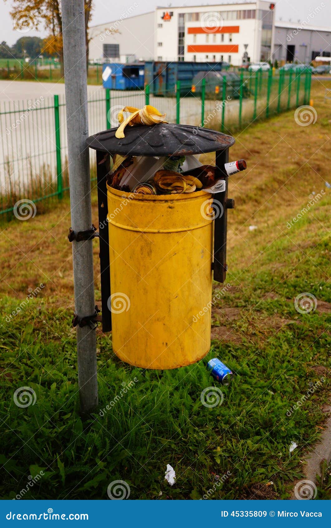 Full trash bin editorial stock image. Image of tree, yellow - 45335809