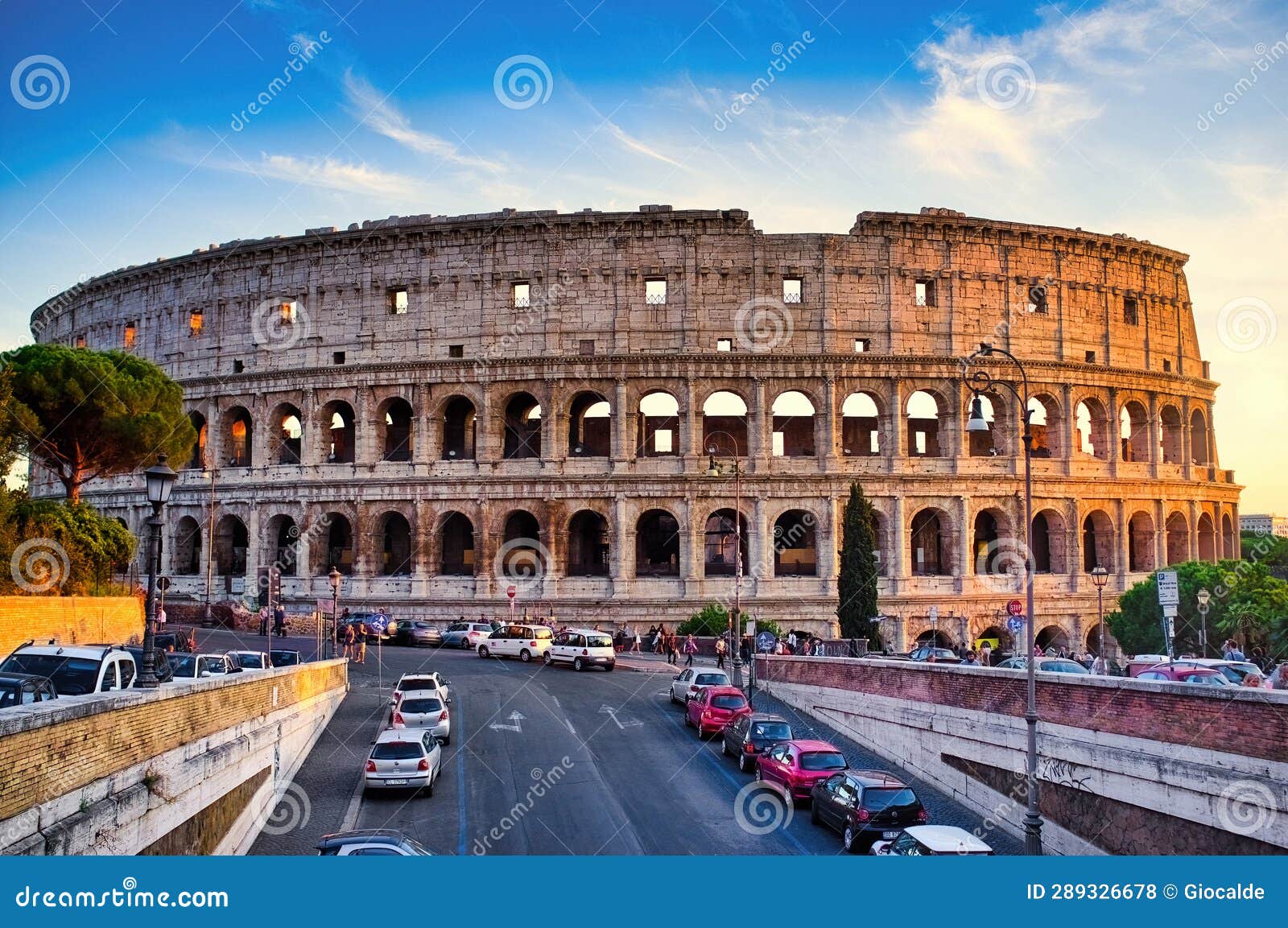 Full View of the Colosseum in Rome, Italy at Sunset Editorial Stock ...