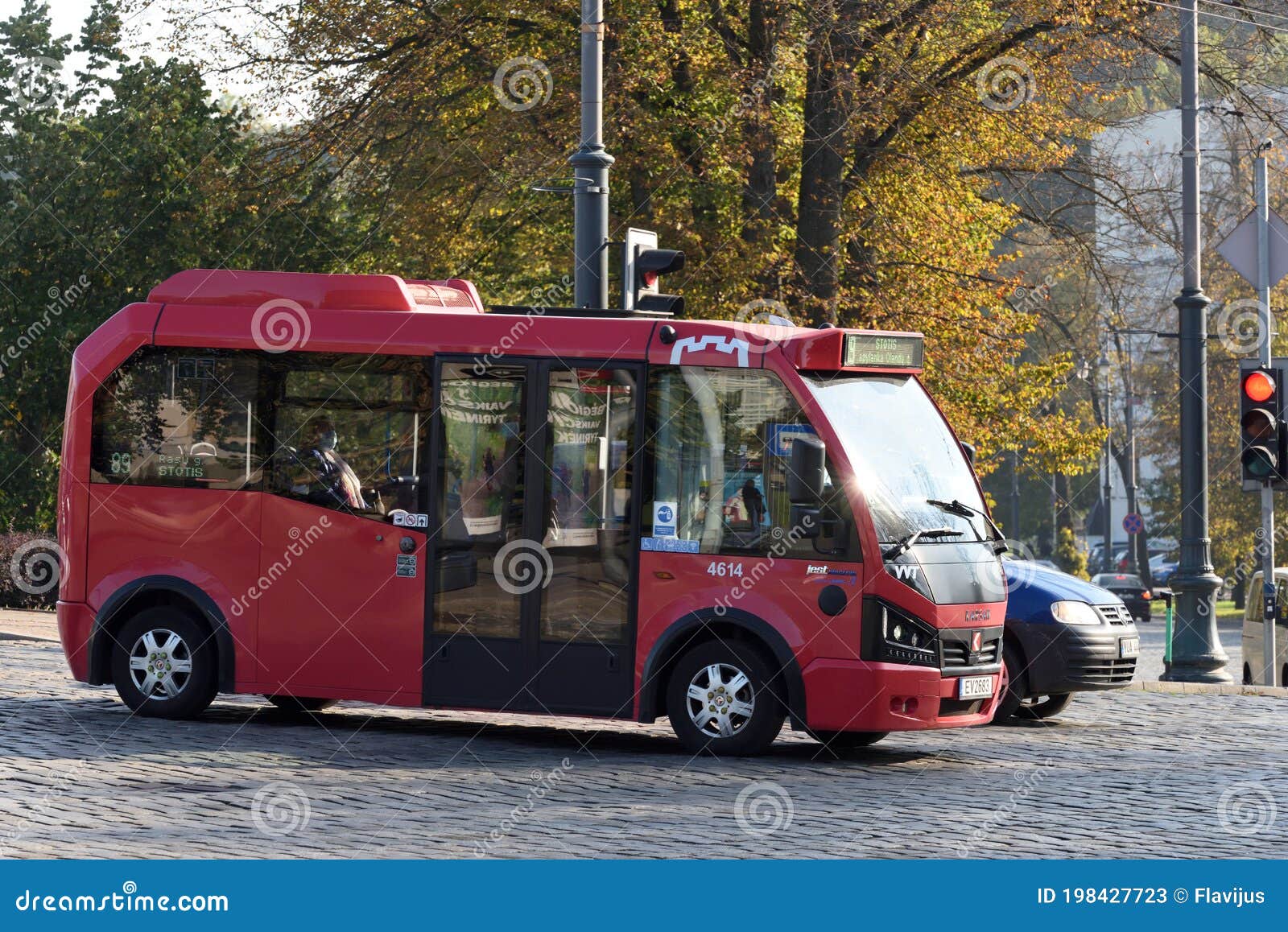 Fully Electric Water Bus Ferries Are Reducing The CO2 Pollution From ...