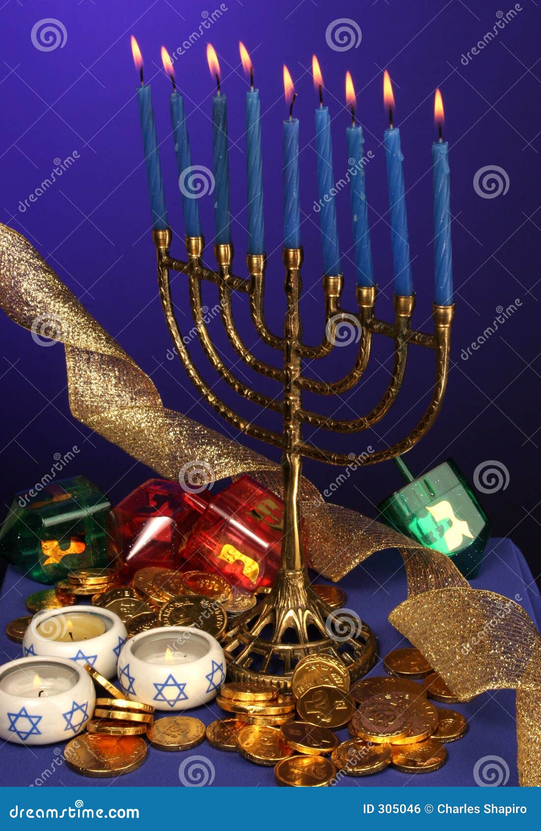 Fully Lite Hanukkah Menorah Stock Photo - Image of jewish, holiday: 305046