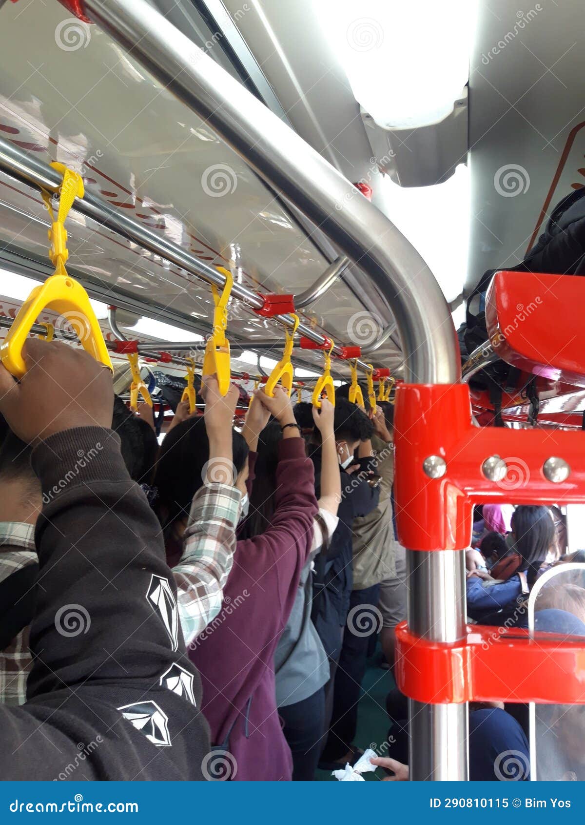 Fully Packed Commuter Train Solo - Jogja Editorial Image - Image of ...
