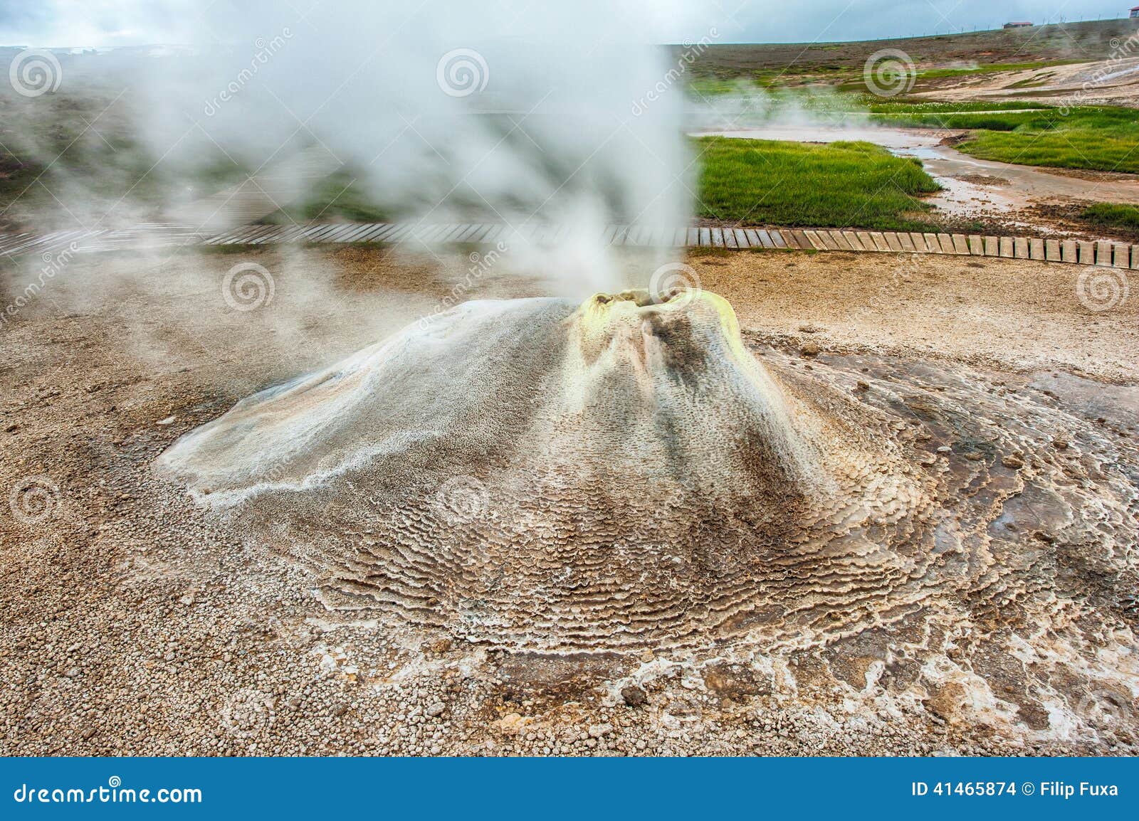 Fumarole стоковое фото. изображение насчитывающей пестроткано - 41465874