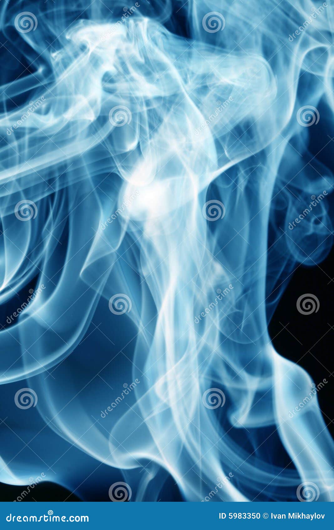 Fumo blu fotografia stock. Immagine di fuoco, contesto - 5983350