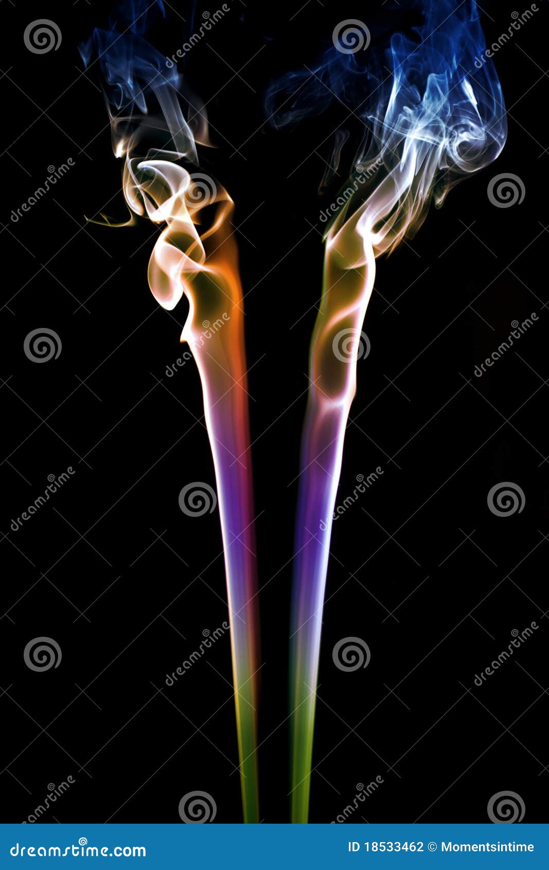 Fumo colorato sul nero 3 fotografia stock. Immagine di aria - 18533462