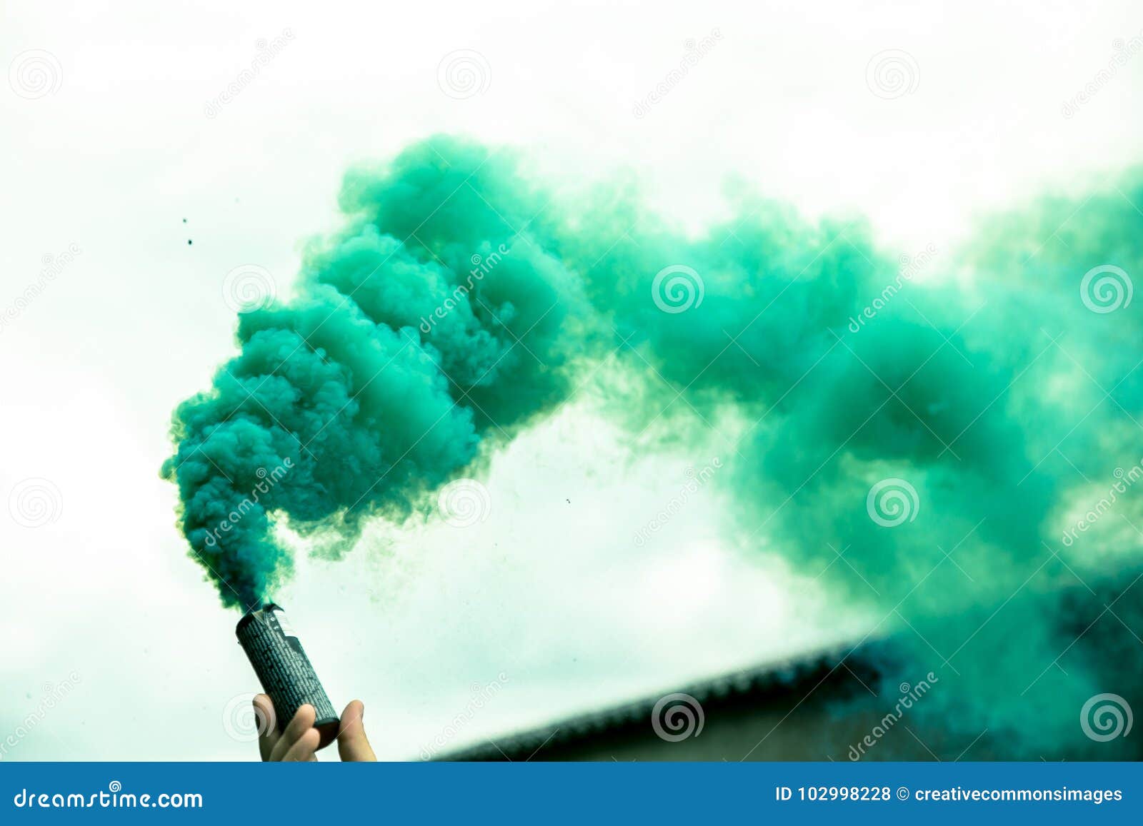 Fumo Verde Immagine. Immagine: 102998228