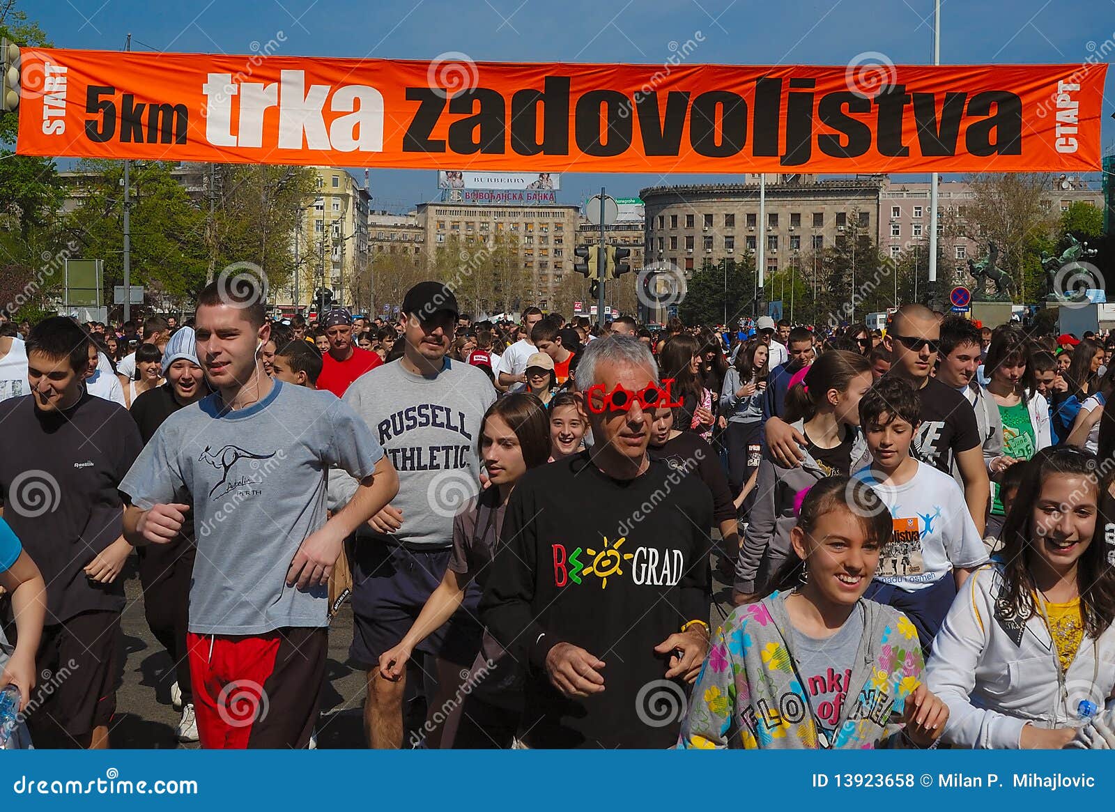 Fun Run - Start-1 editorial stock photo. Image of athletic - 13923658