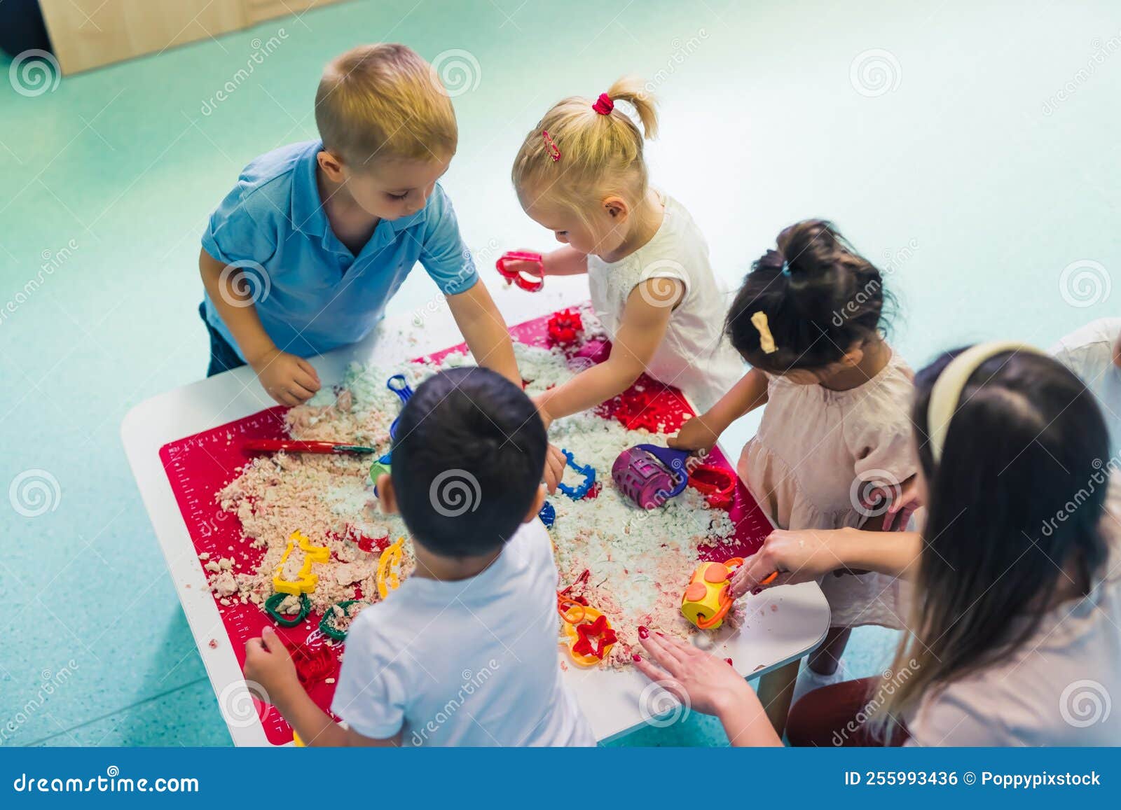 Fun Sensory Play with Moldable Kinetic Sand at Nursery School. Toddlers ...