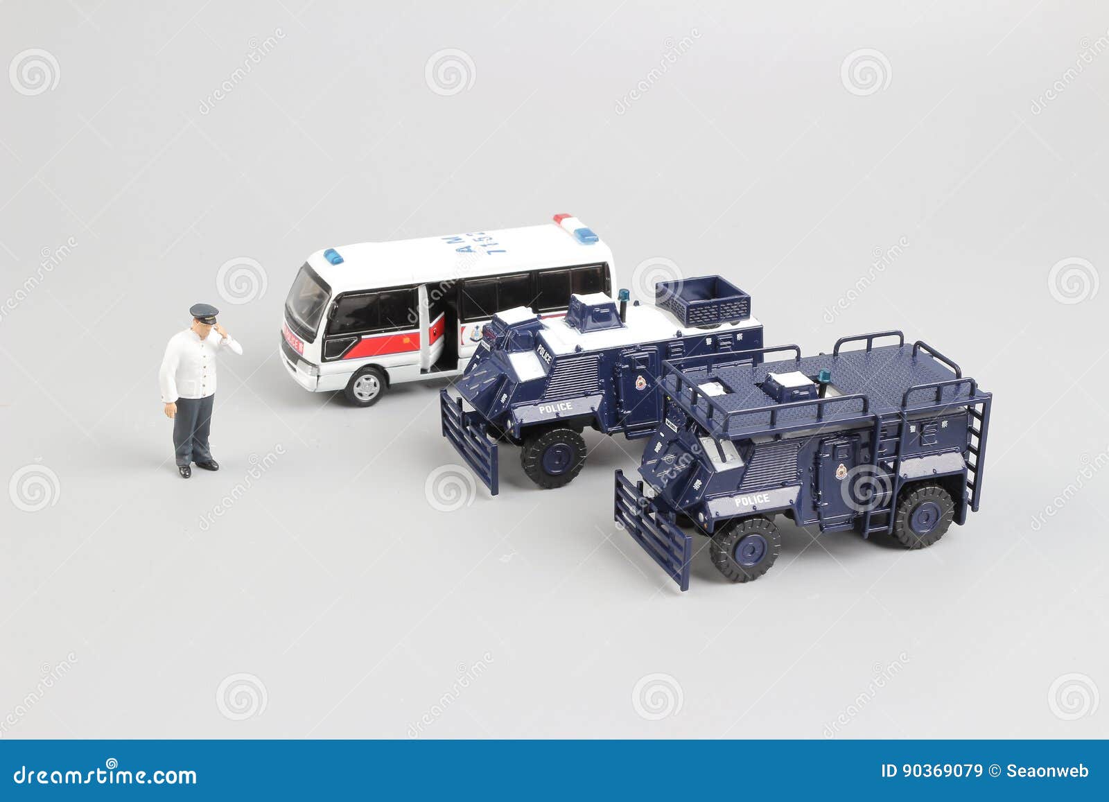 Fun of Tiny Police with Weapon Editorial Stock Image - Image of tank ...