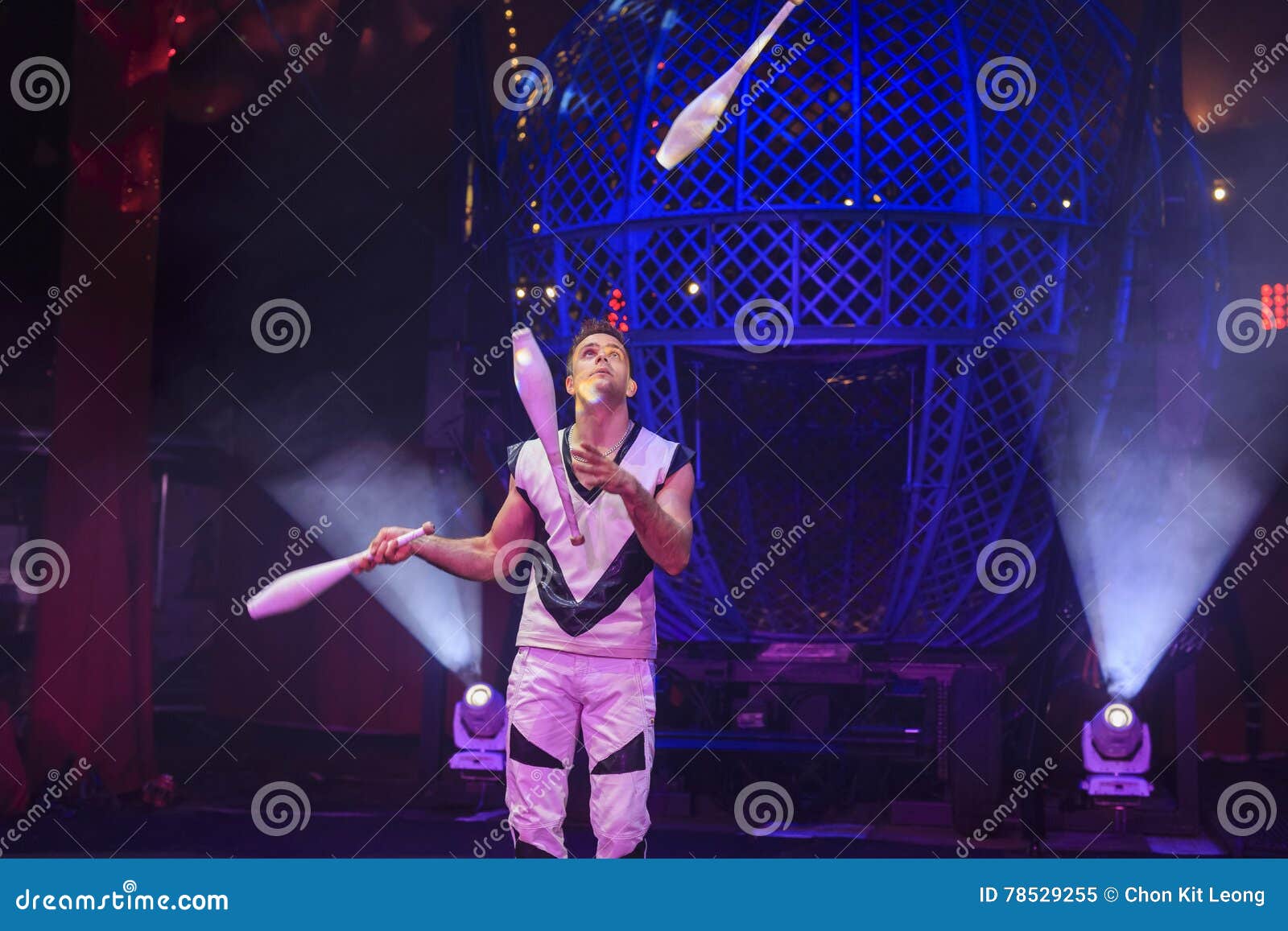 The fun Zyair Circus show editorial image. Image of united - 78529255