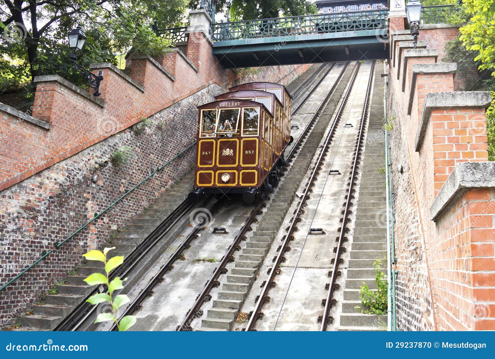 Funicular foto de archivo. Imagen de catedral, europeo - 29237870