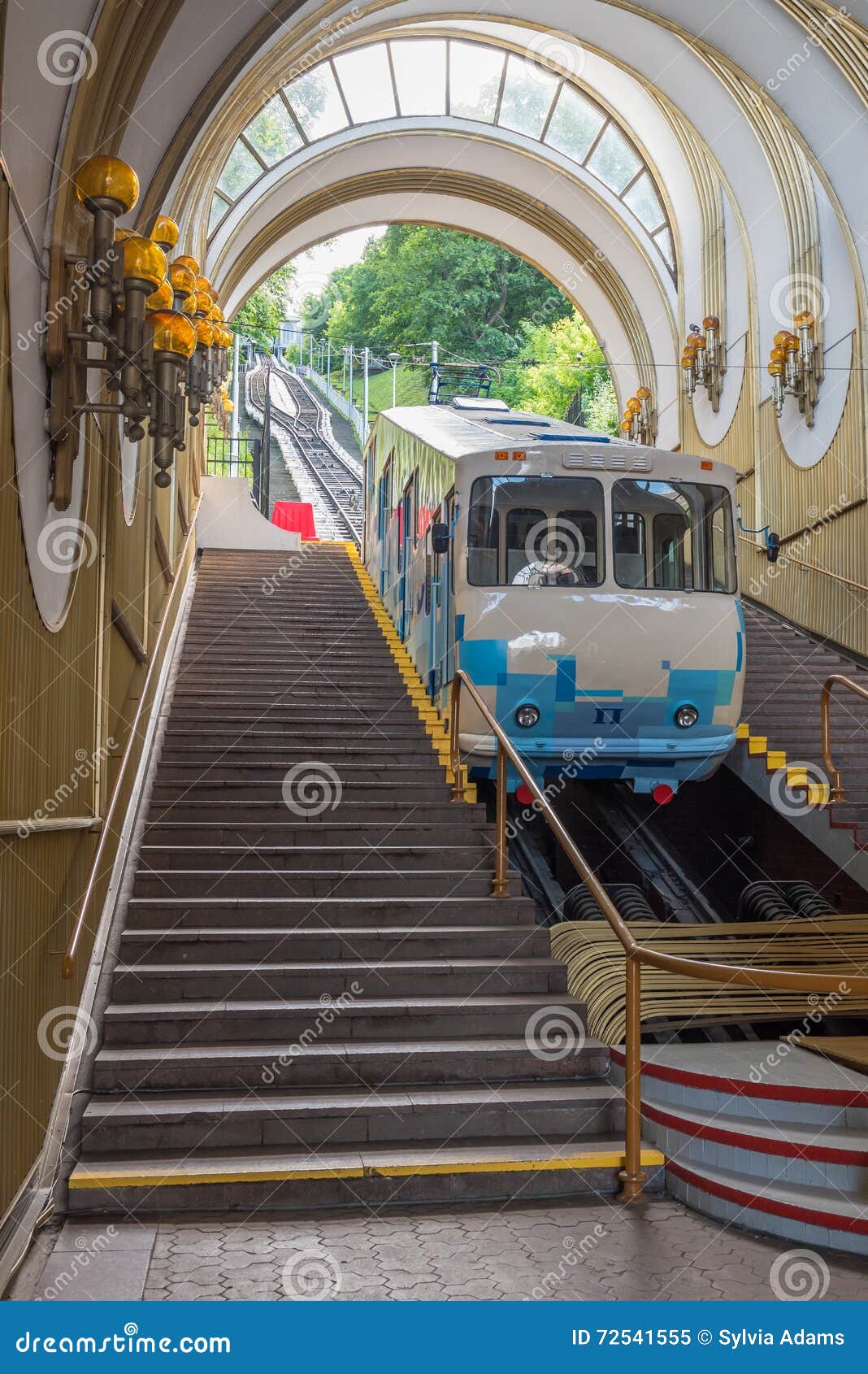 Funicular Kiev stock image. Image of lamps, arch, kiev - 72541555