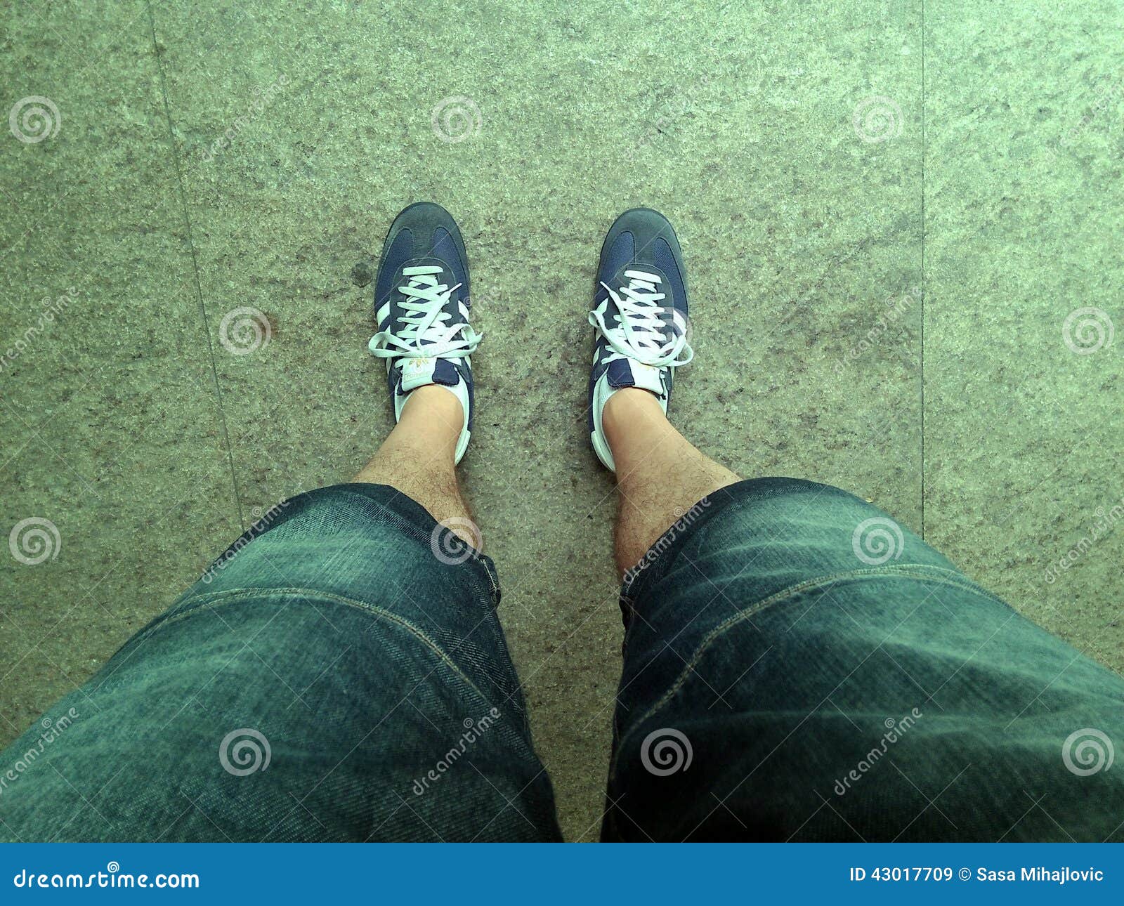 Funny Legs Editorial Photo | CartoonDealer.com #43017709