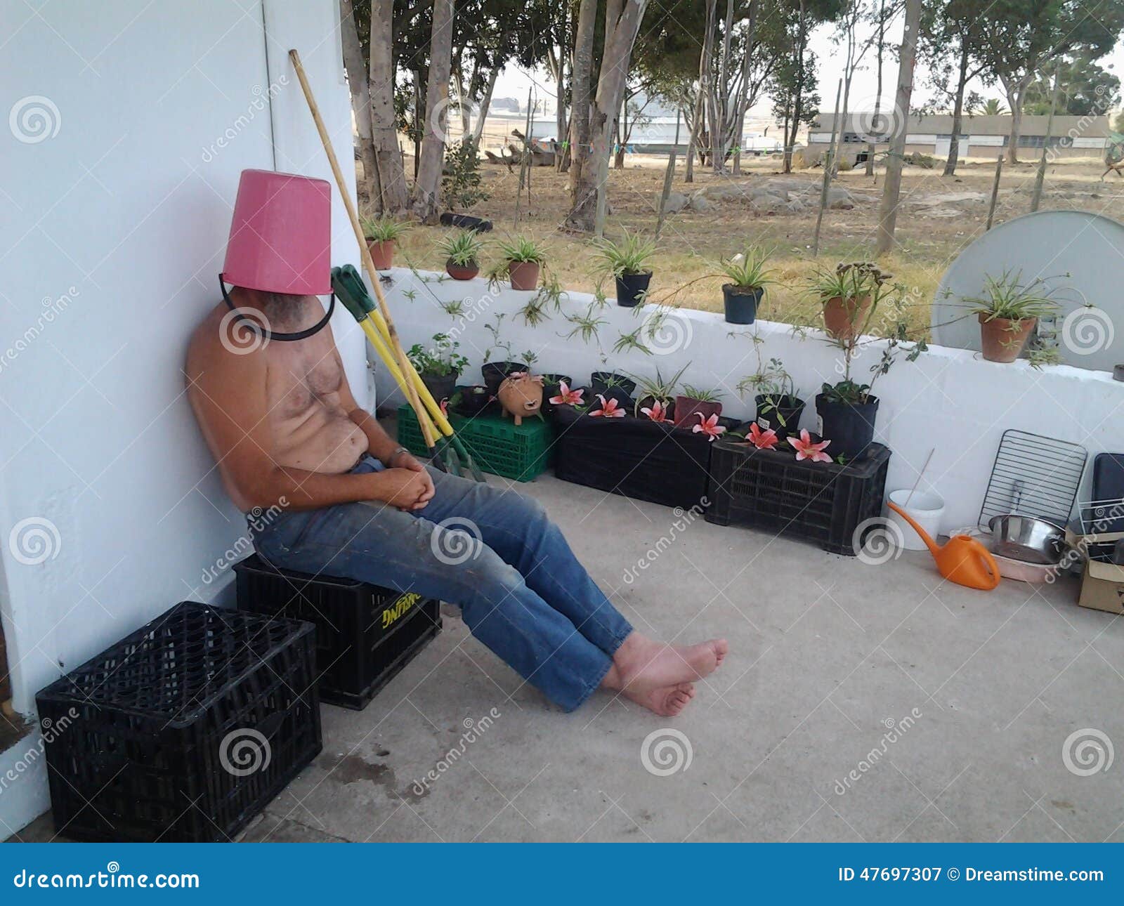 Funny man editorial photography. Image of funny, bucket - 47697307