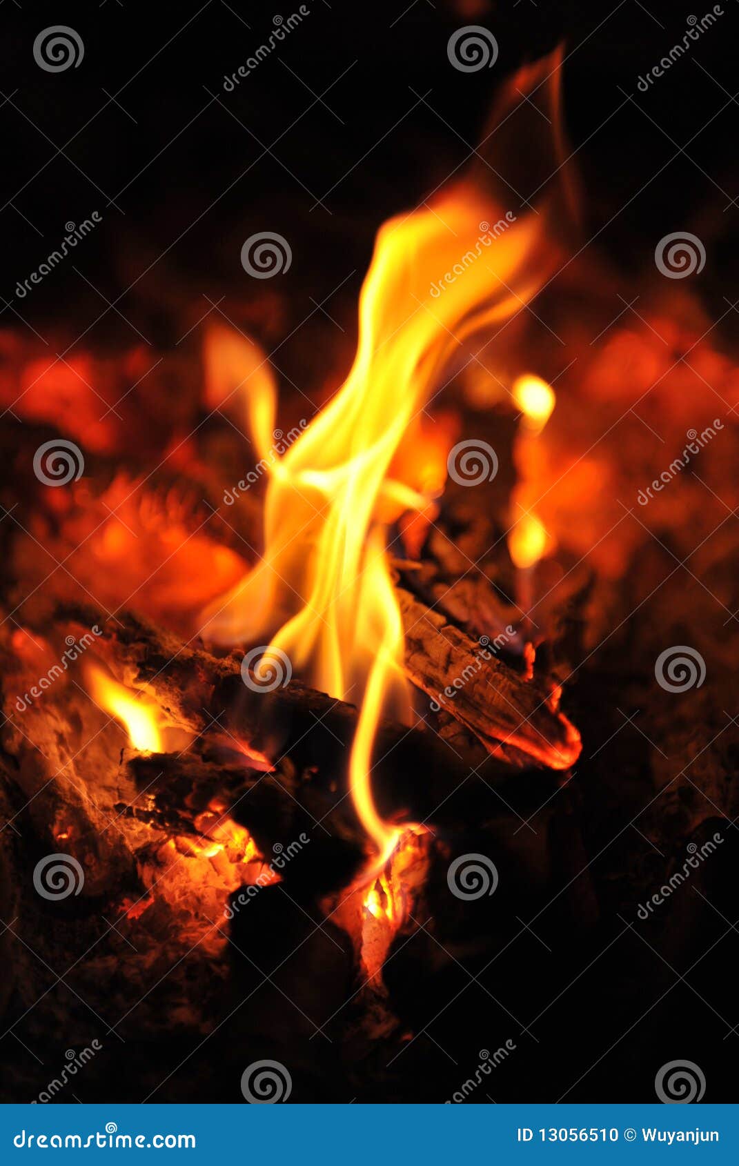 Fuoco fotografia stock. Immagine di artistico, incenso - 13056510