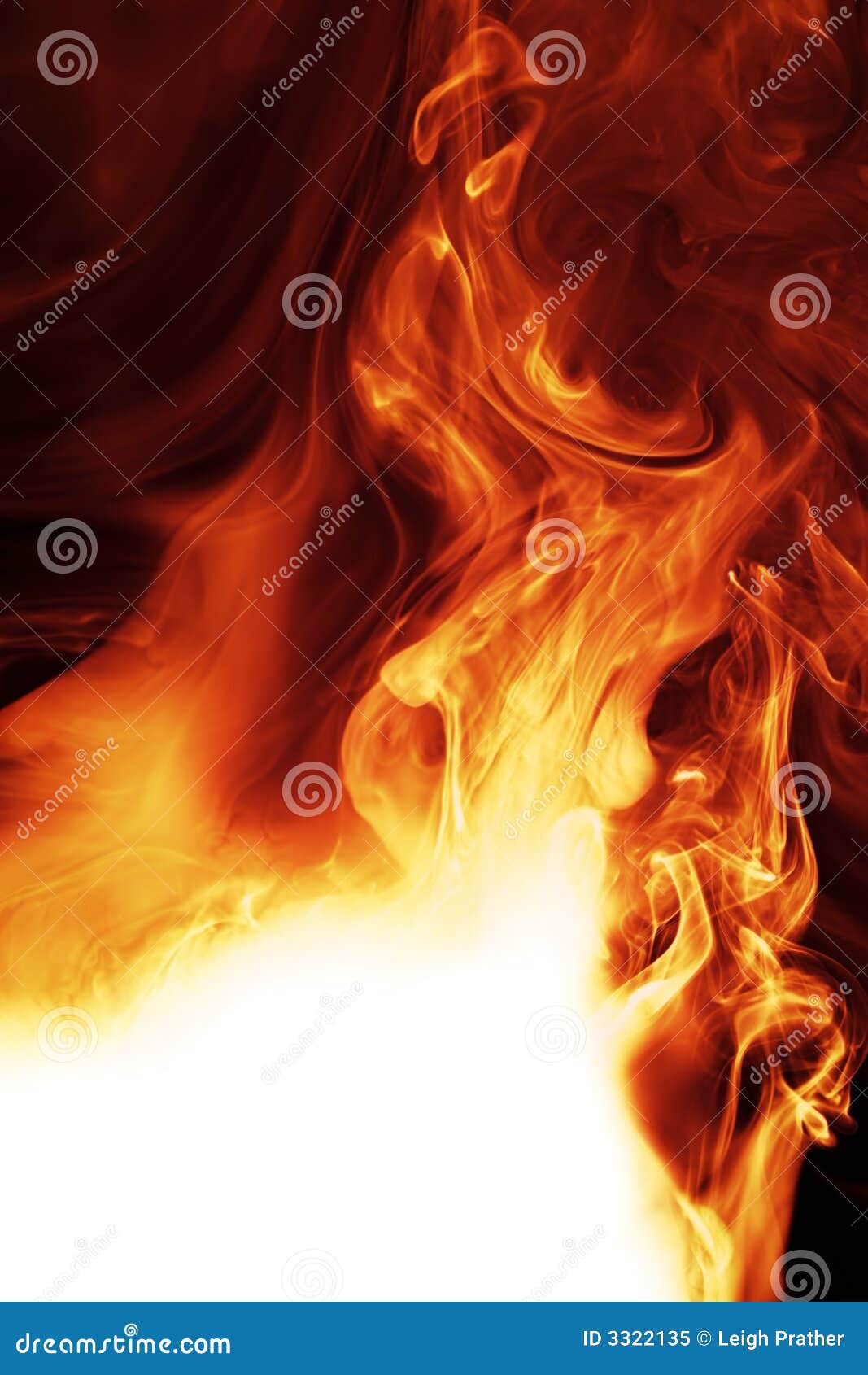 Fuoco immagine stock. Immagine di inghiottito, fuoco, magia - 3322135