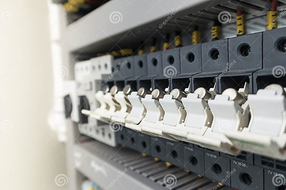 About the Fuse Set and Overload Protection of the Machine at Power ...