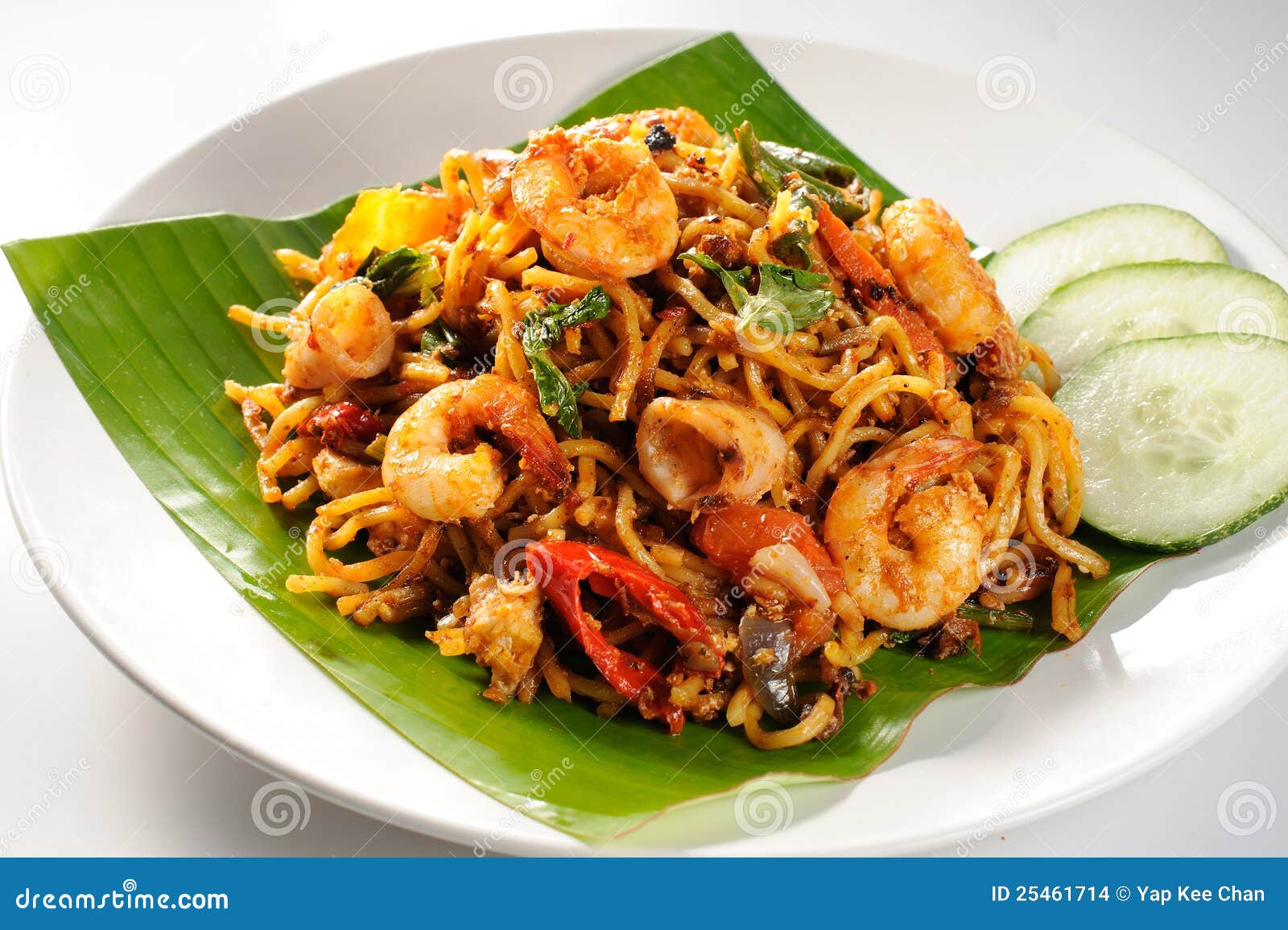 Fusion Fried Mee stock photo. Image of hawker, prawn - 25461714