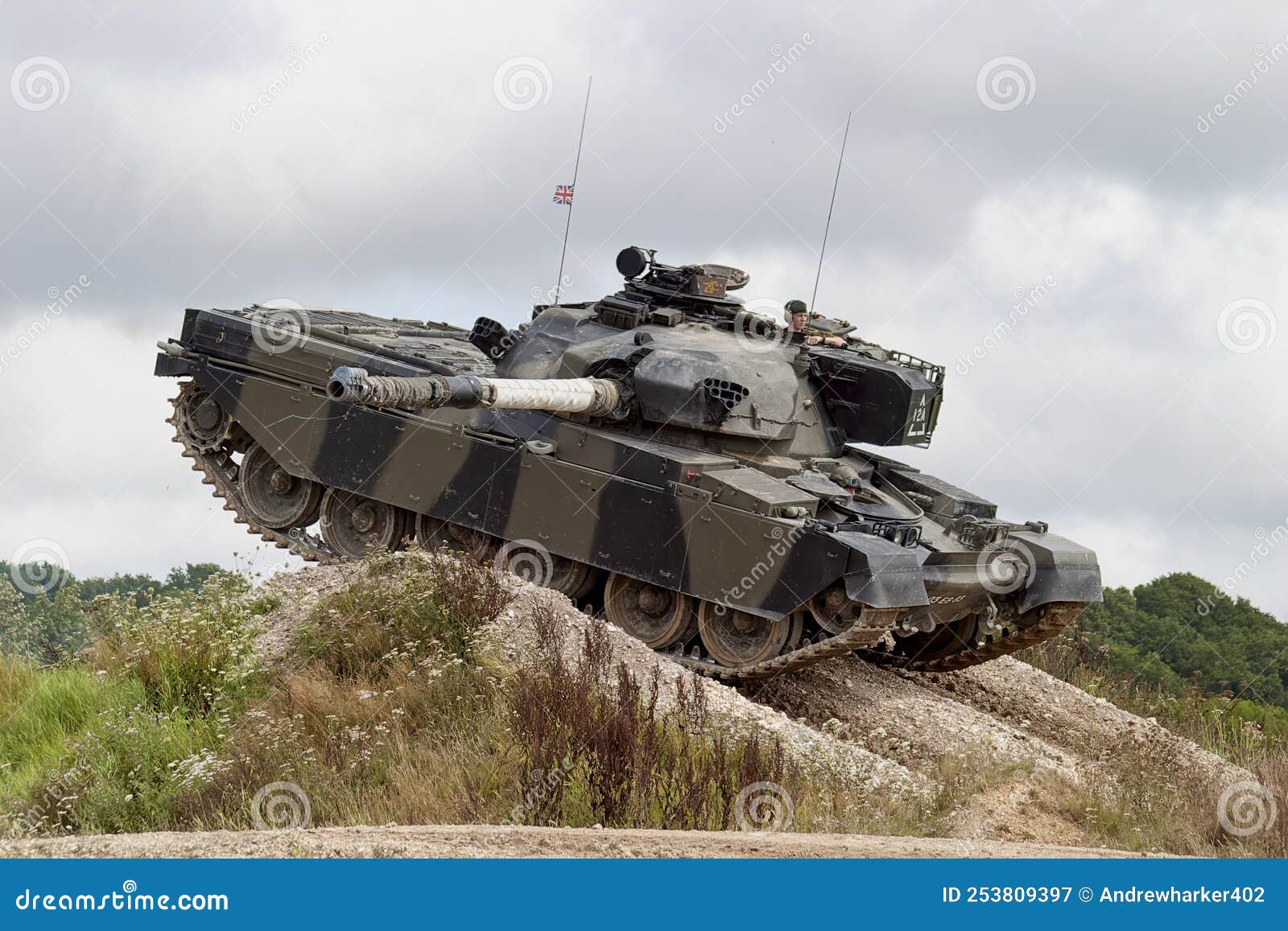 FV4201 Chieftain Main Battle Tank Editorial Photography - Image of ...