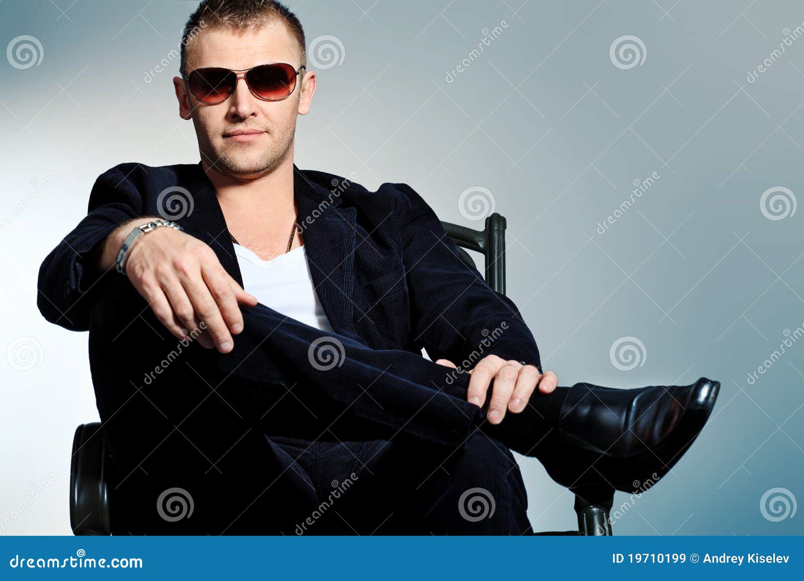 Gángster imagen de archivo. Imagen de pandillero, negro - 19710199