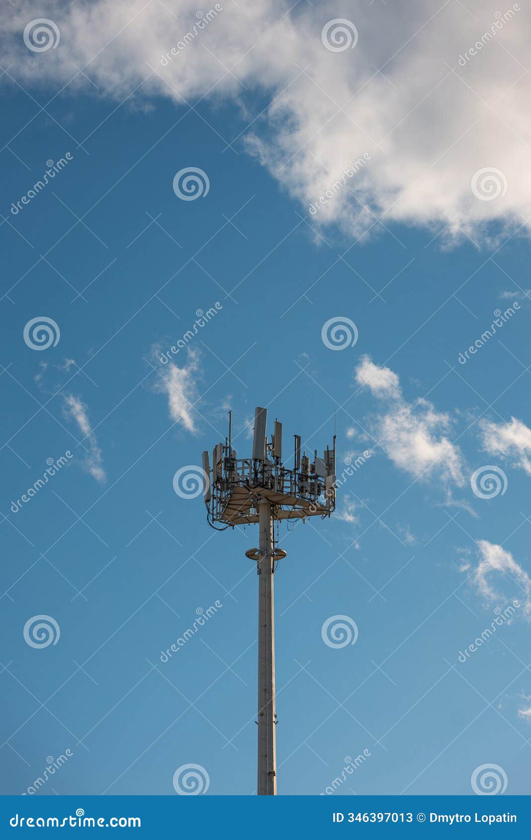 5g Mobile Network Communication Tower with Cellular Antenna Transmitter ...