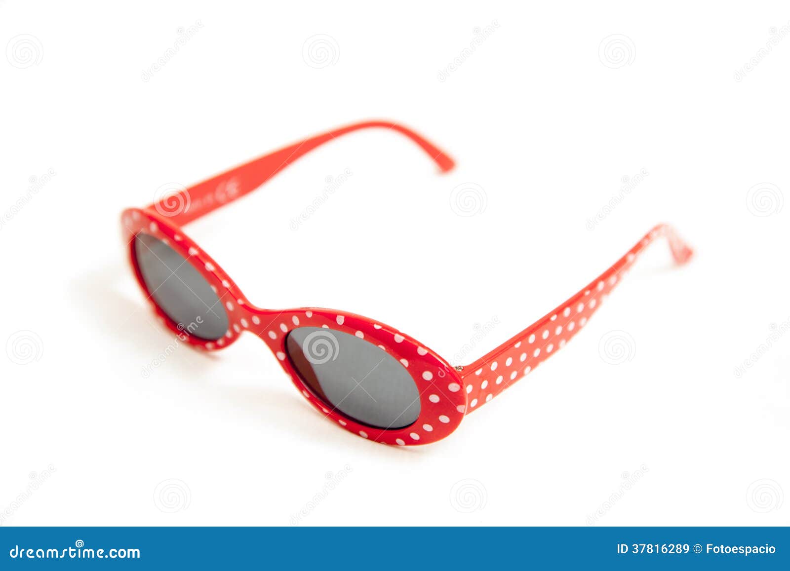 Gafas de sol rojas imagen de archivo. Imagen de blanco - 37816289