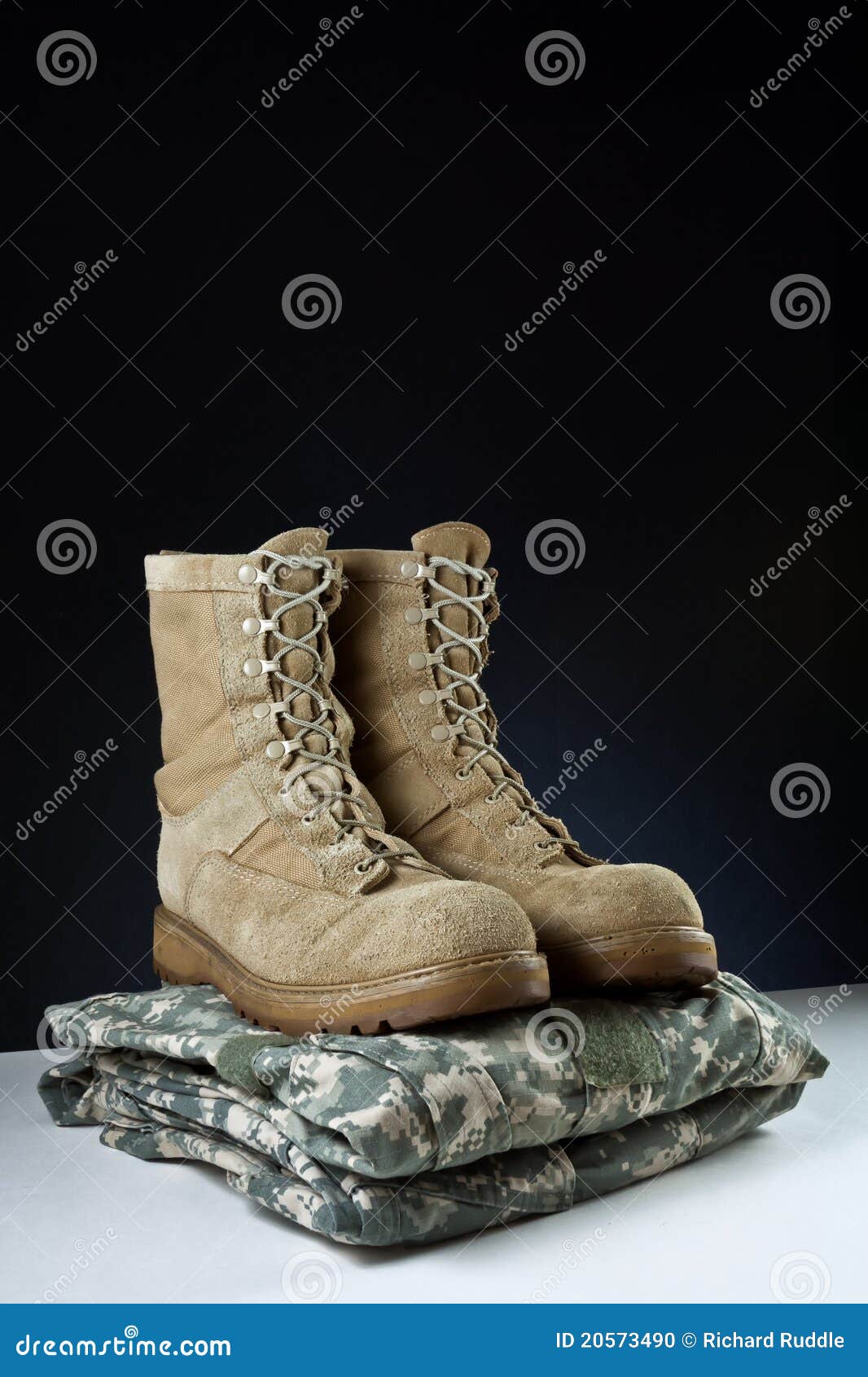 Gaines De Combat D'armée - Angle Uniforme Photo stock - Image du ...