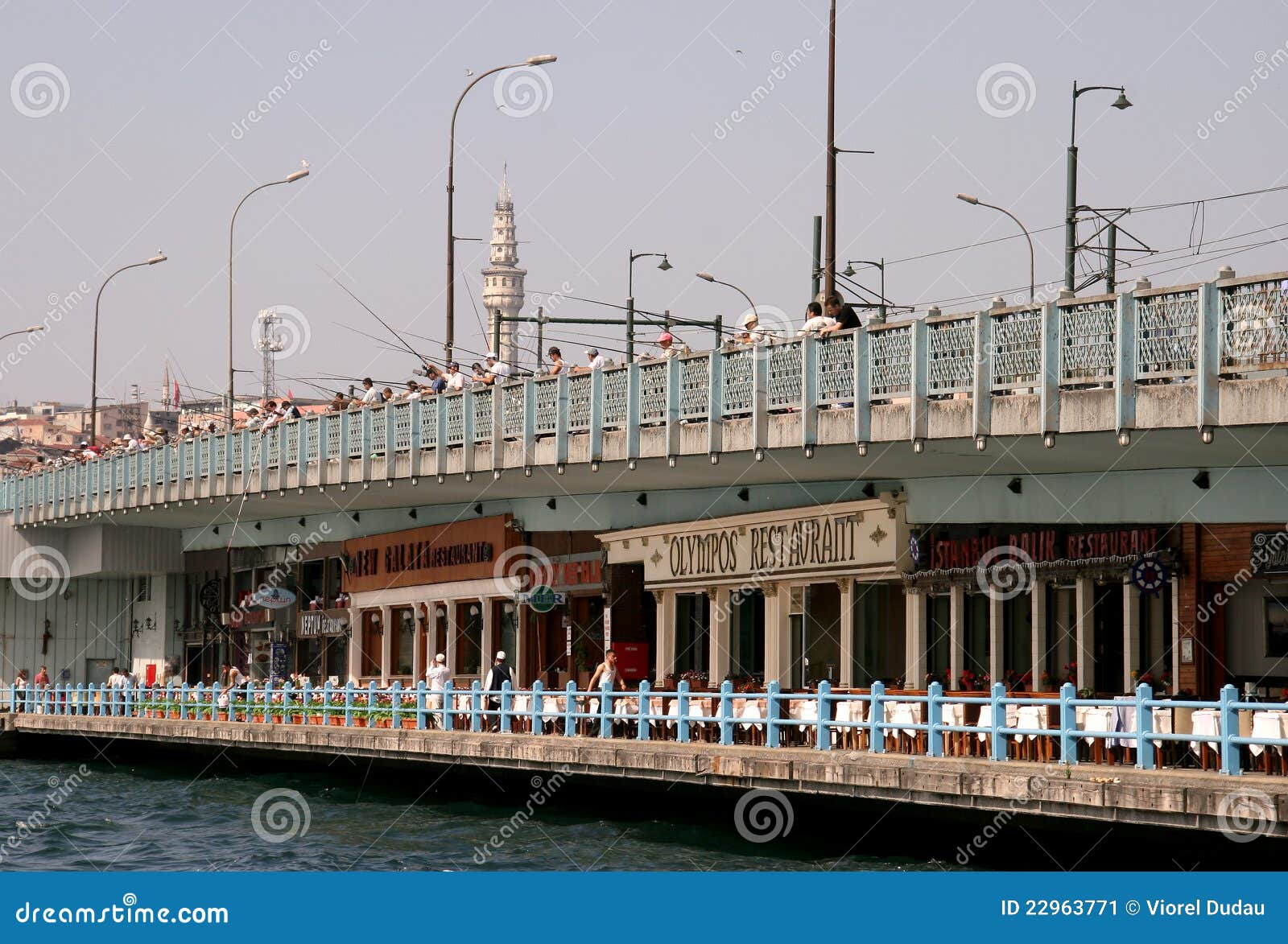 Galata Bridge Istanbul editorial photo. Image of relaxation - 22963771
