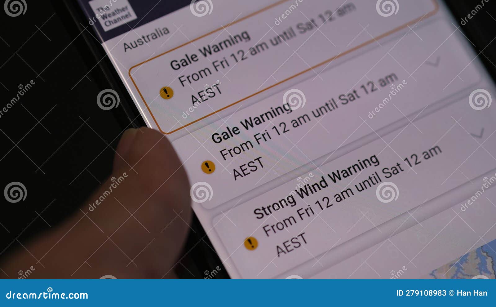 Gale Warning Information on Smartphone in Australia Editorial Stock ...