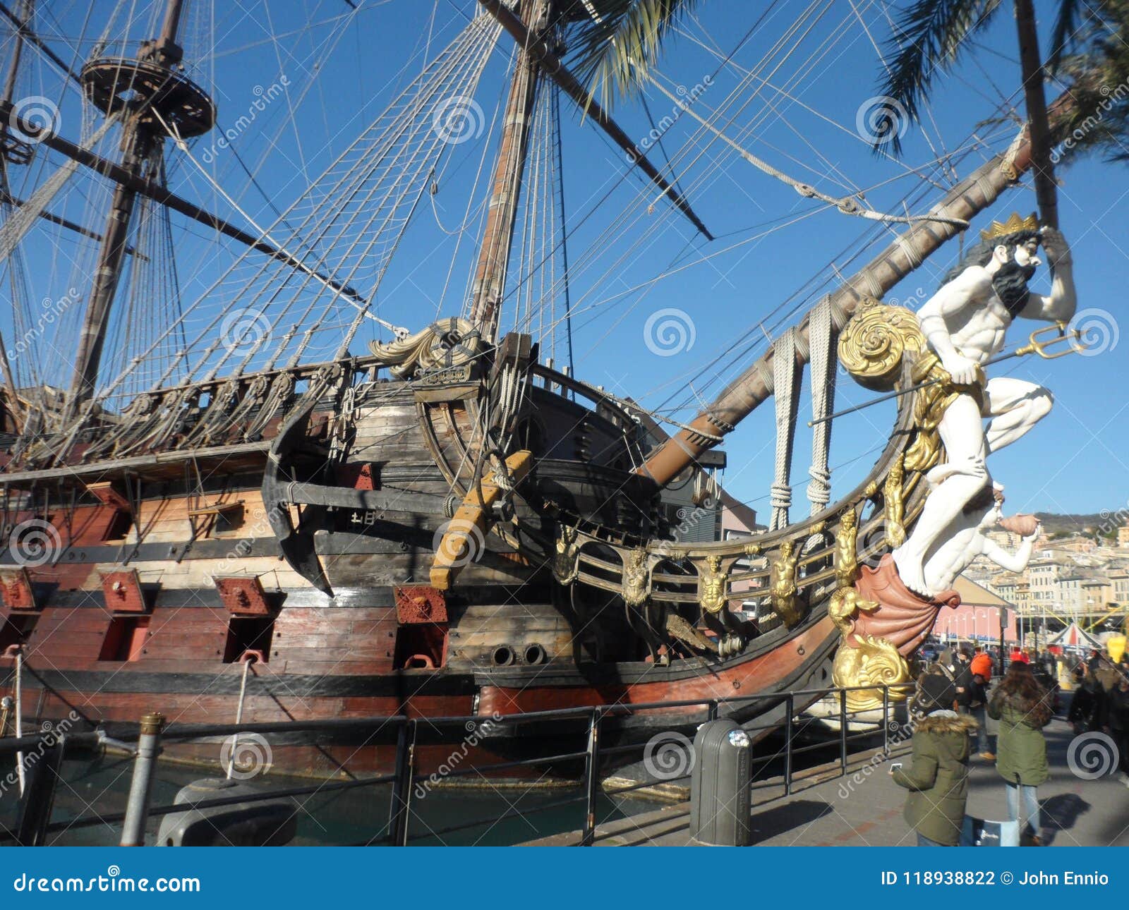 Galeone II Galeone Nettuno fotografia stock. Immagine di inferriata ...
