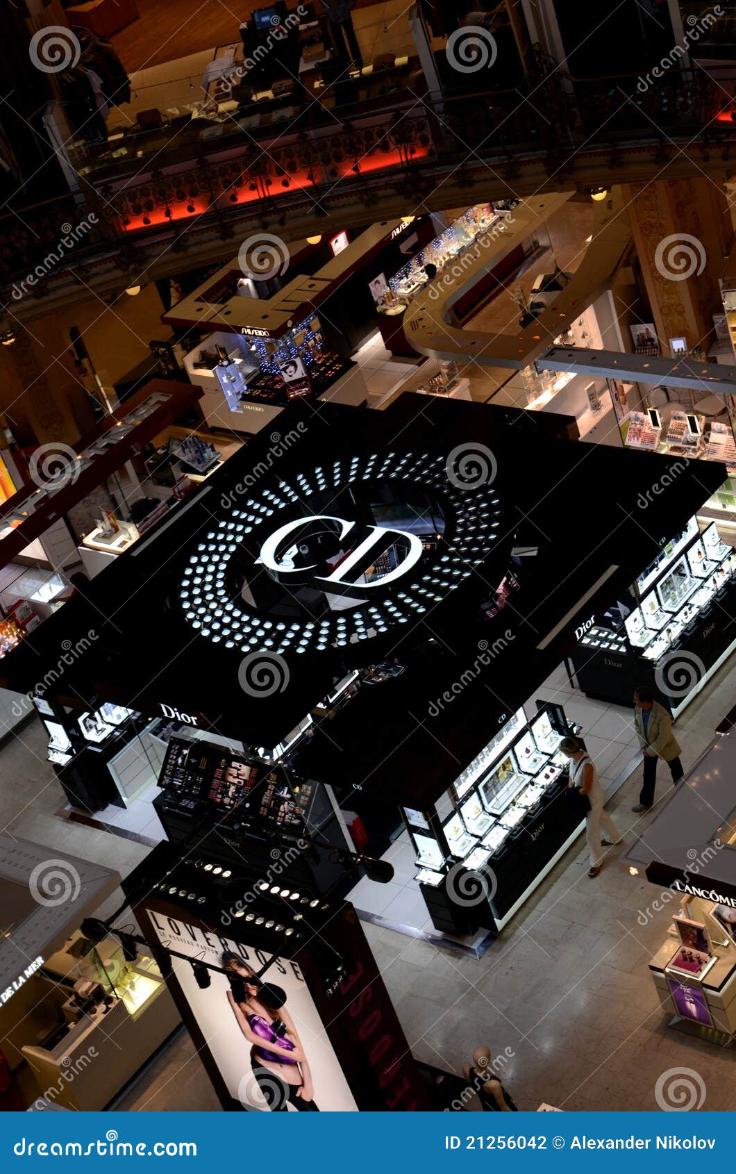 Gallery Lafayette Paris - Christian Dior Kiosk Editorial Photography ...