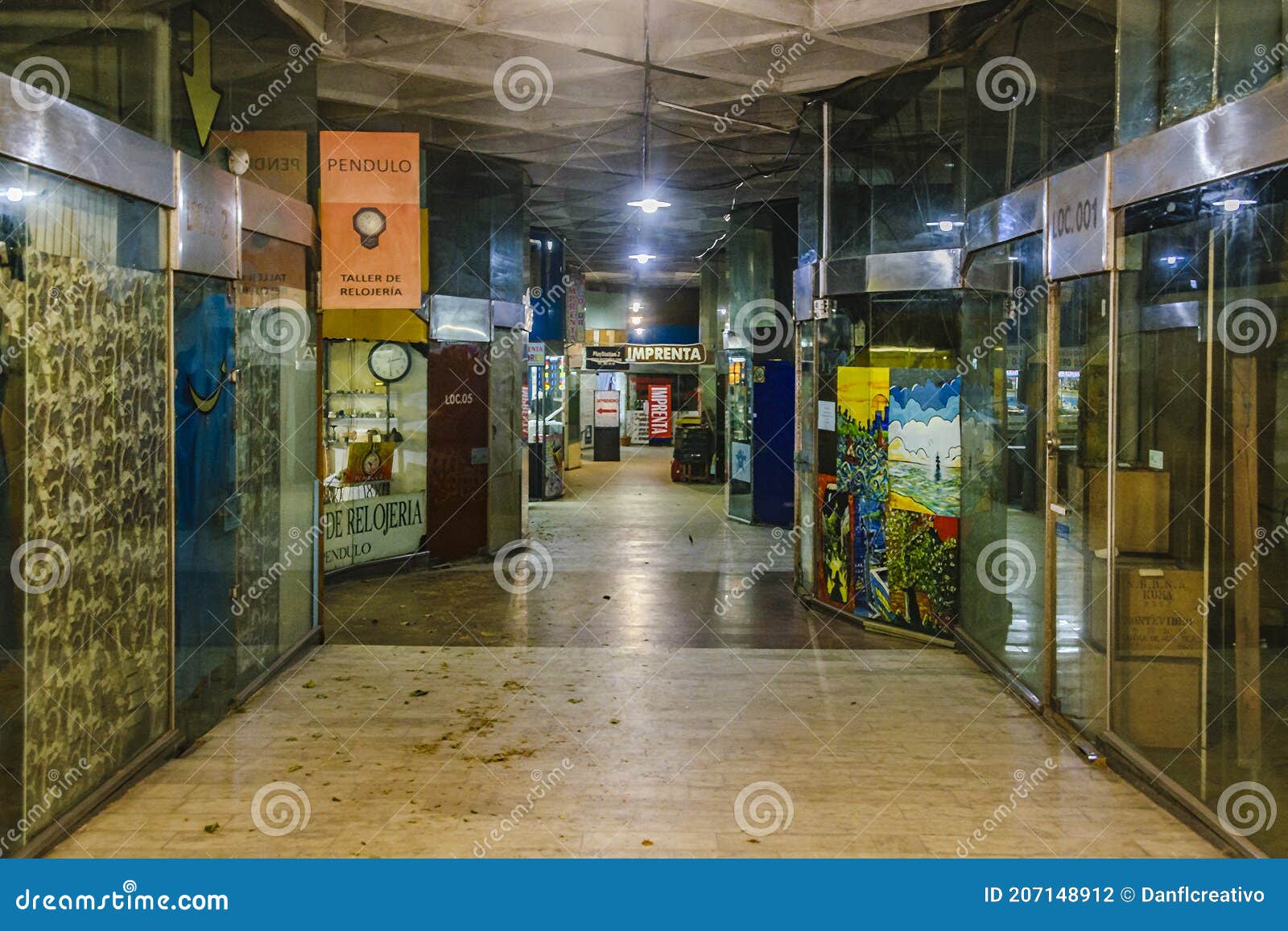 Gallery Stores Hall, Montevideo, Uruguay Editorial Photography - Image ...