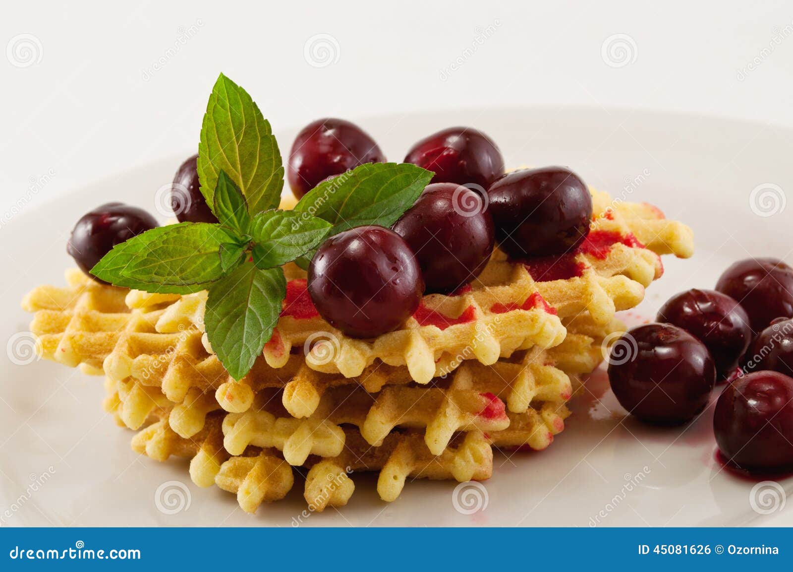 Galletas con la fruta foto de archivo. Imagen de empilado - 45081626