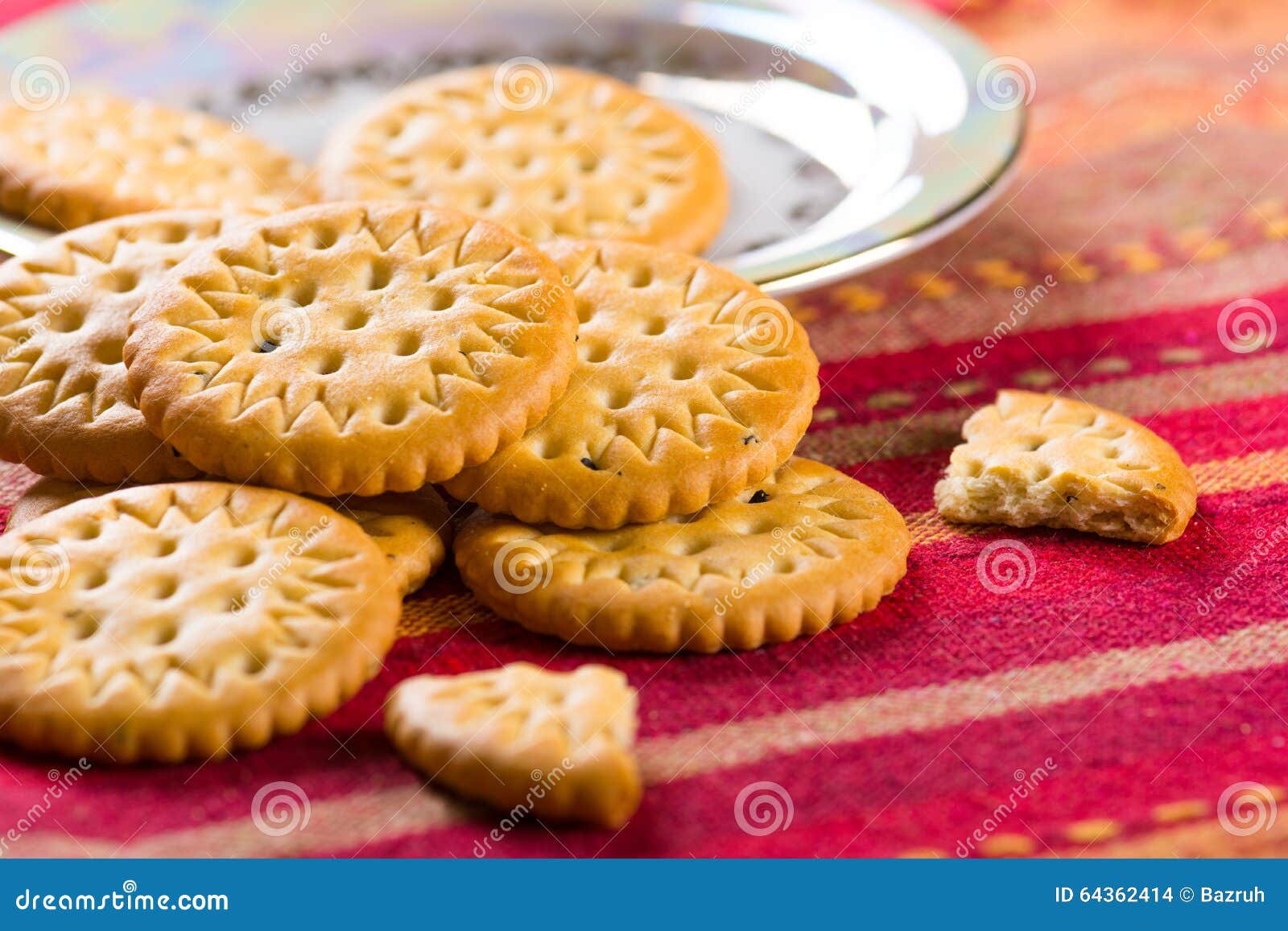 Galletas Dulces Redondas Con Las Semillas De Amapola Foto de archivo ...