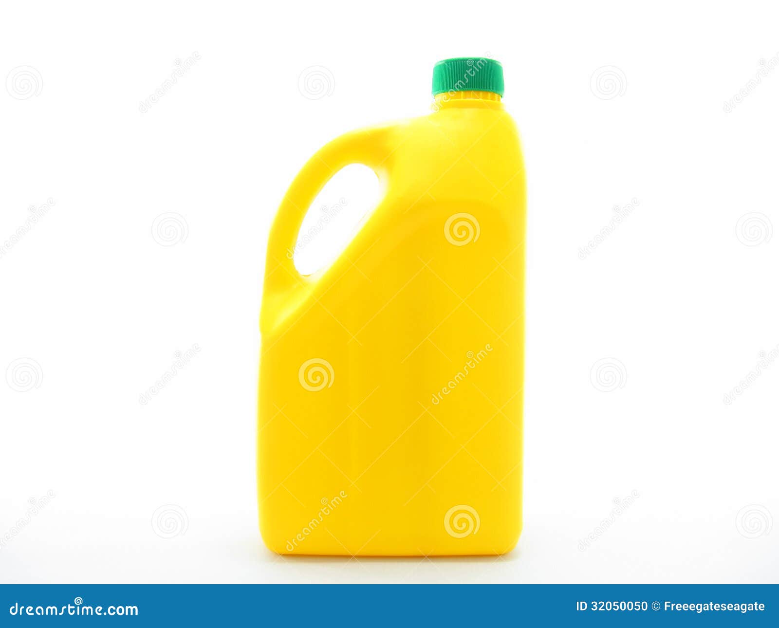 Gallon jaune d'isolement photo stock. Image du nourriture - 32050050