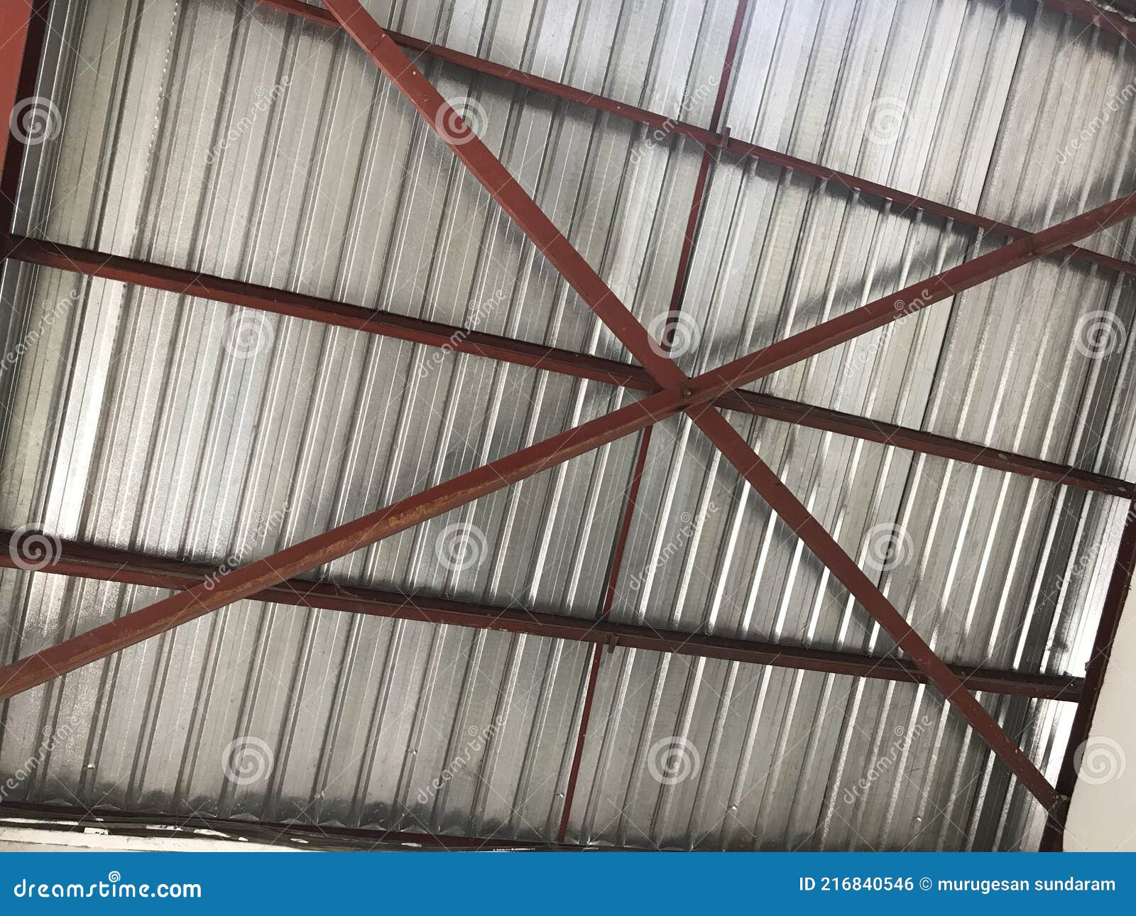 Galvanized Steel Thin Roofing Sheet with Structural Steel Beam Support ...