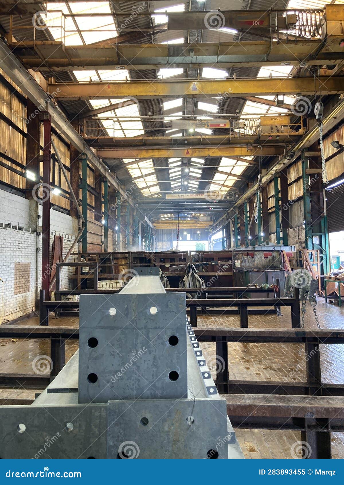 Galvanizing workshop stock image. Image of columns, zinc - 283893455