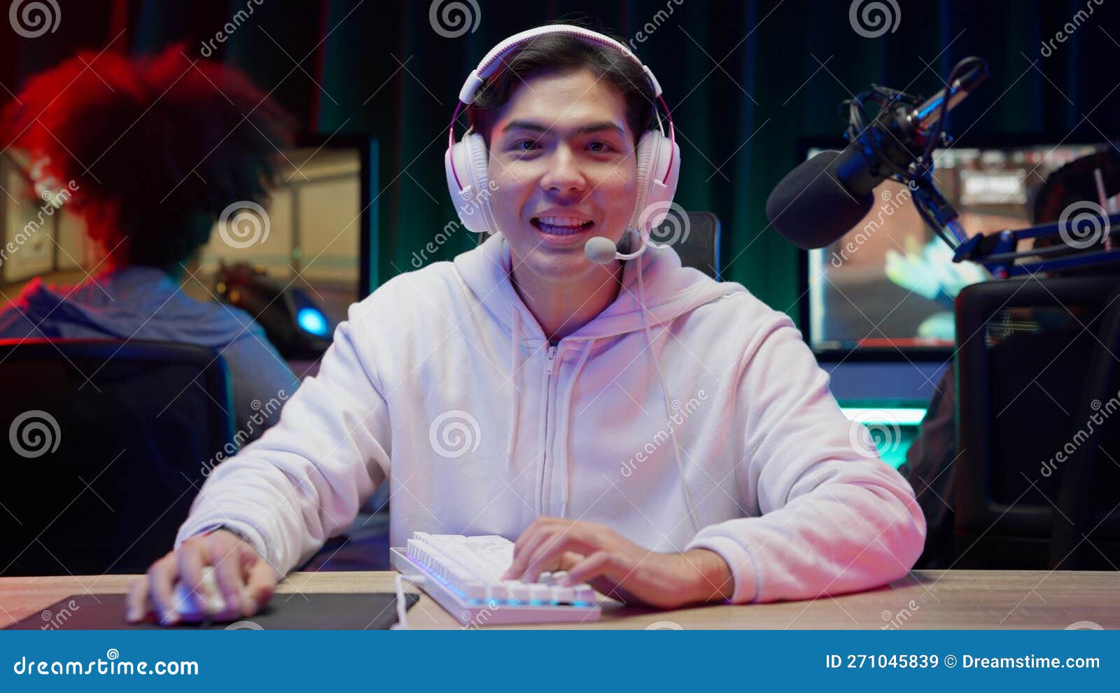 Game Streamer Using Pc Setup Playing Multiplayer First Person Shooter ...