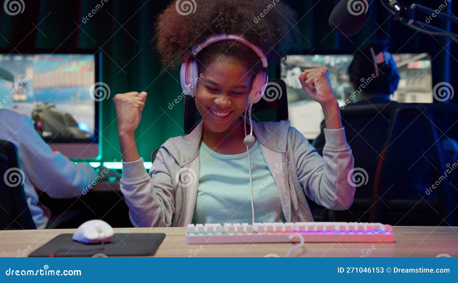 Game Streamer Using Pc Setup Playing Multiplayer First Person Shooter ...