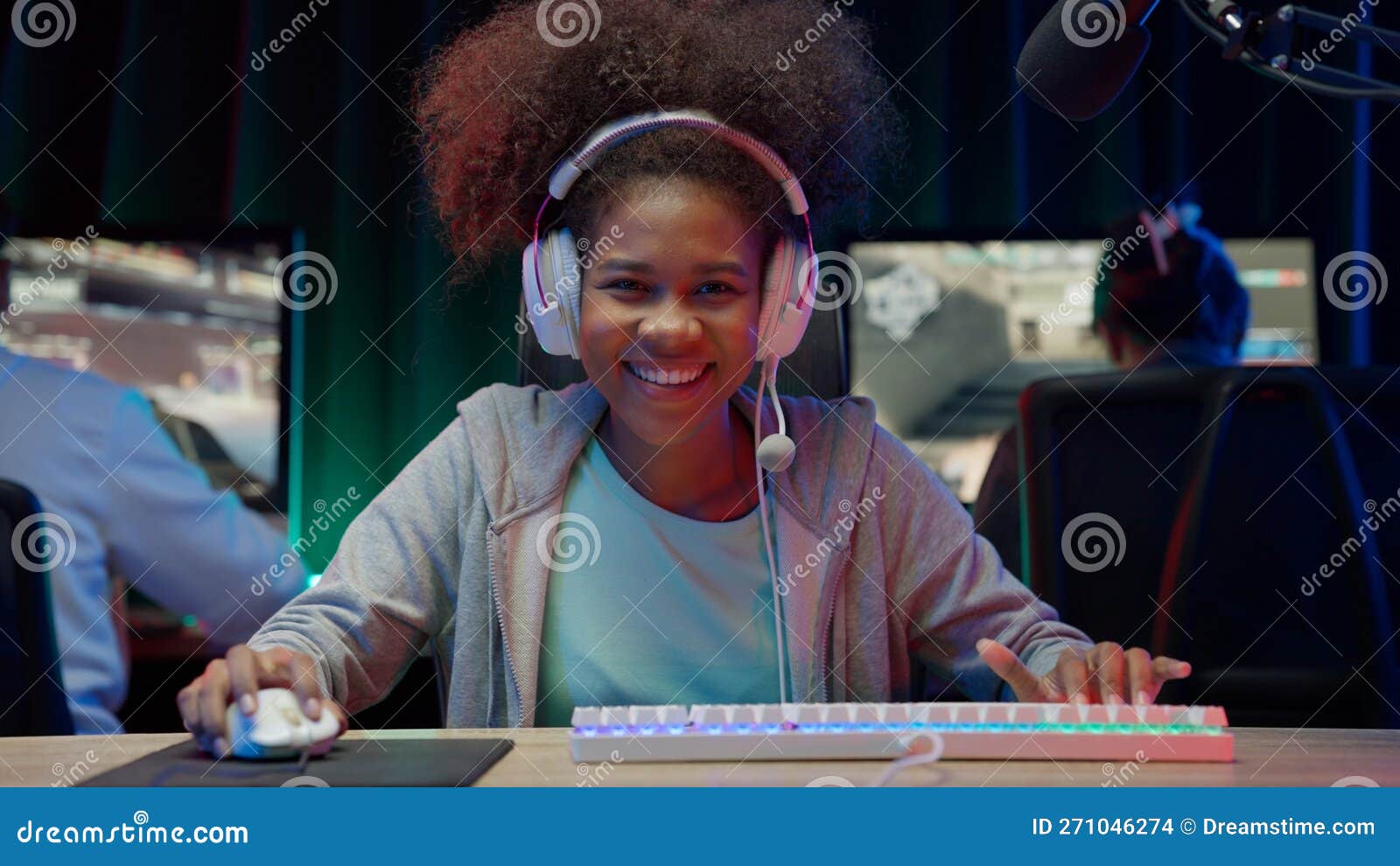 Game Streamer Using Pc Setup Playing Multiplayer First Person Shooter ...