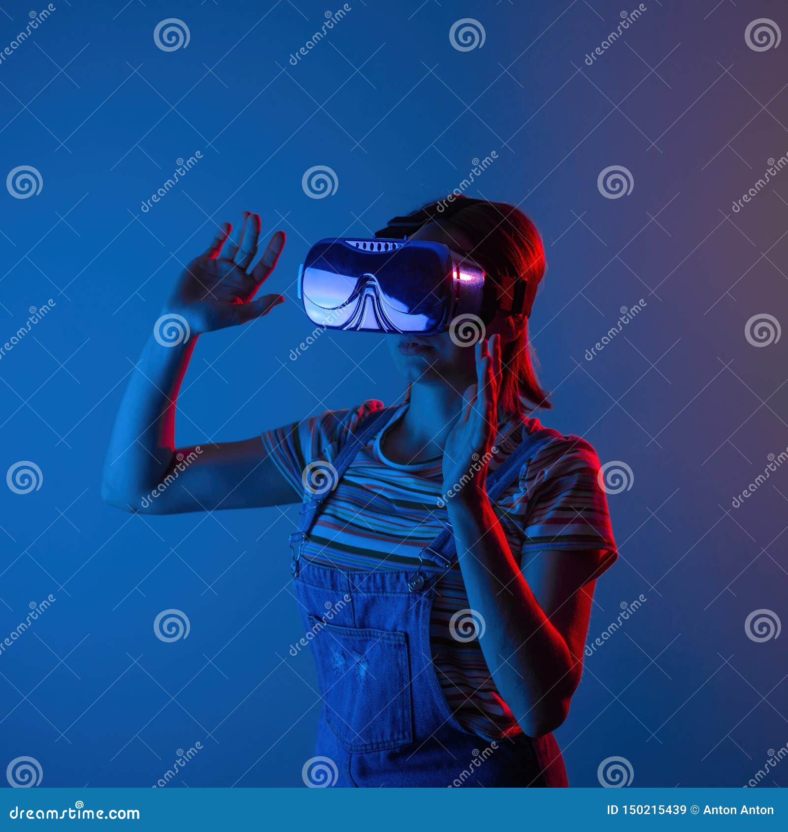 11,013 Vr Girl Photos - Free & Royalty-Free Stock Photos from Dreamstime