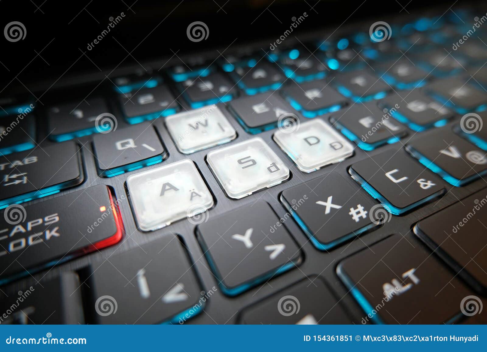 The Gaming Keyboard Shines with Multi-colored Keys ,asdf Button in ...