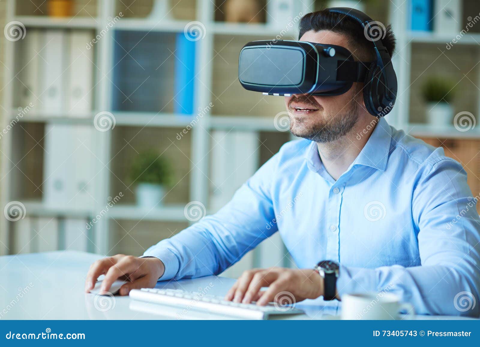 Gaming at workplace stock image. Image of videogame, tech - 73405743