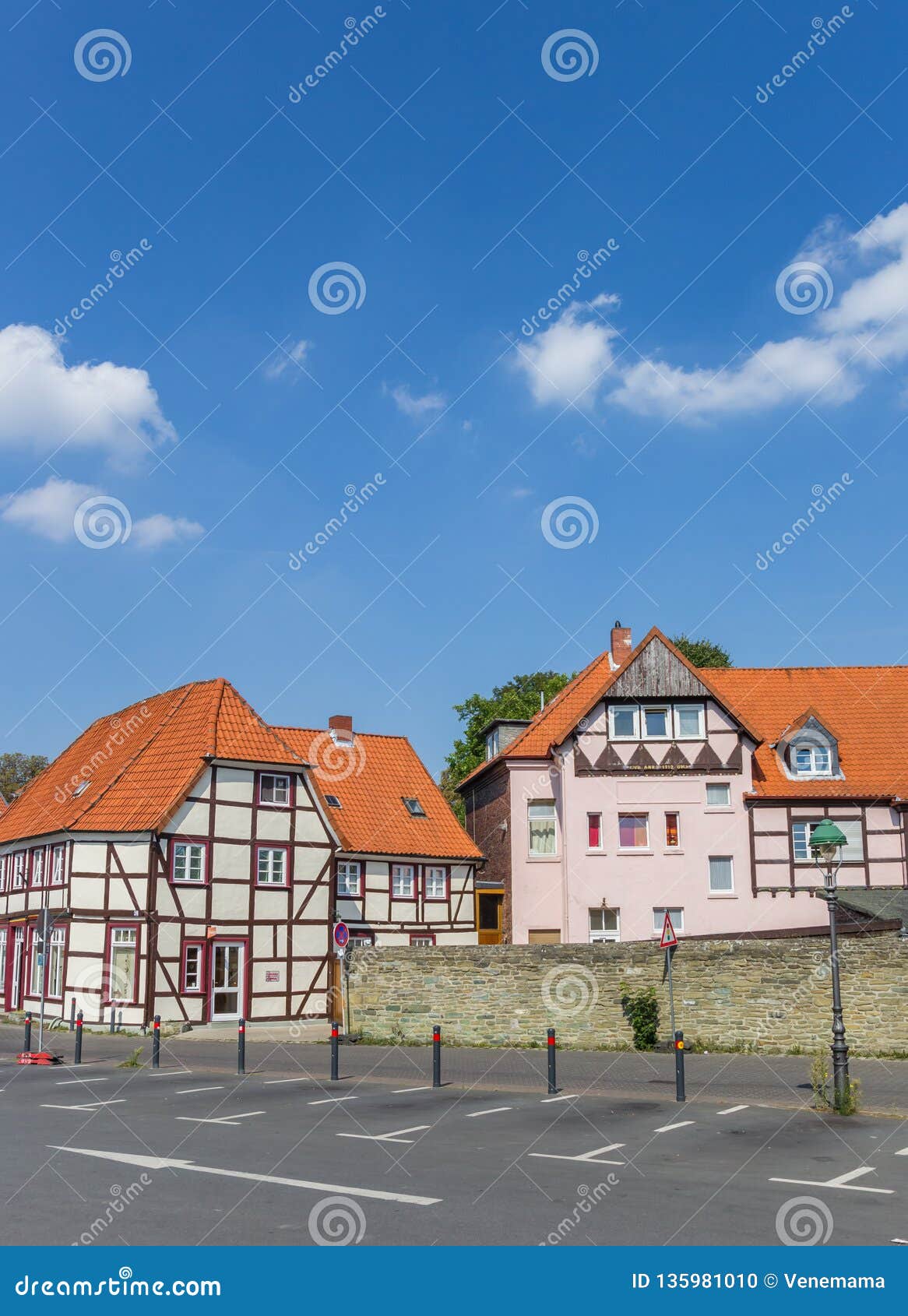 Gamla Hus I Den Historiska Mitten Av Soest Redaktionell Foto - Bild av ...